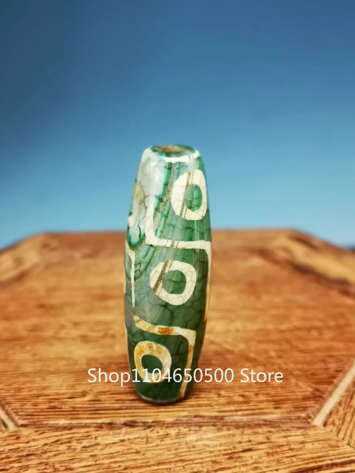 Тибетский дракон с жилкой зеленого агата Дзи *9 глаз* подвеска