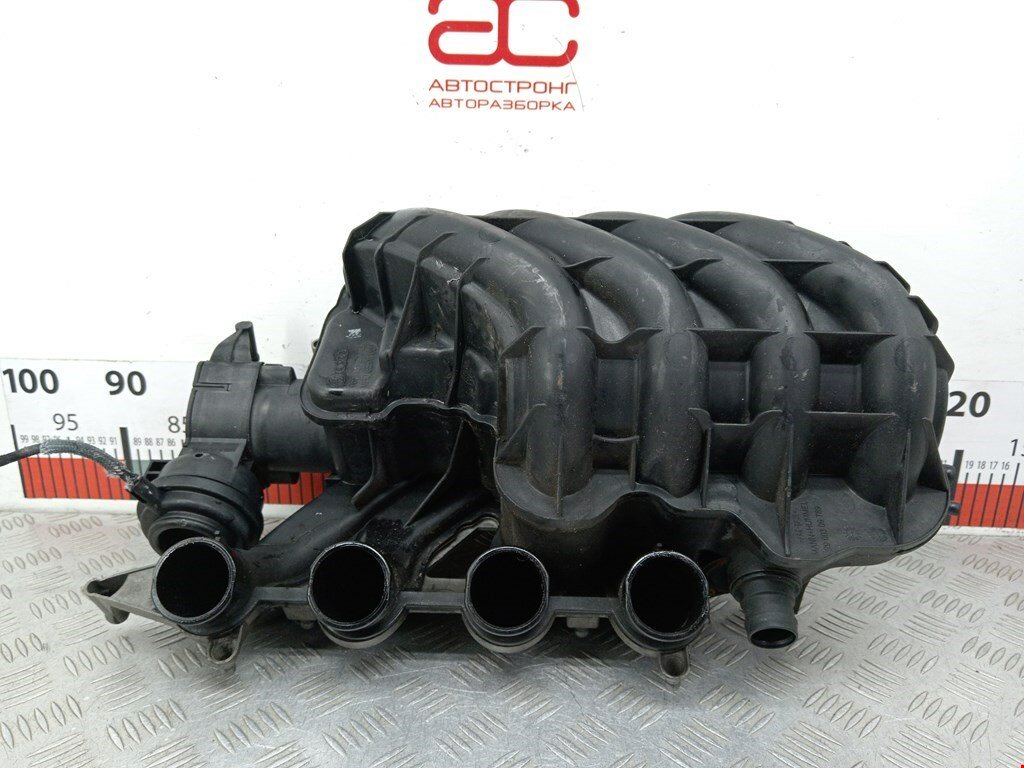 Коллектор впускной Volkswagen Golf 6 06F133210D арт. 2221025