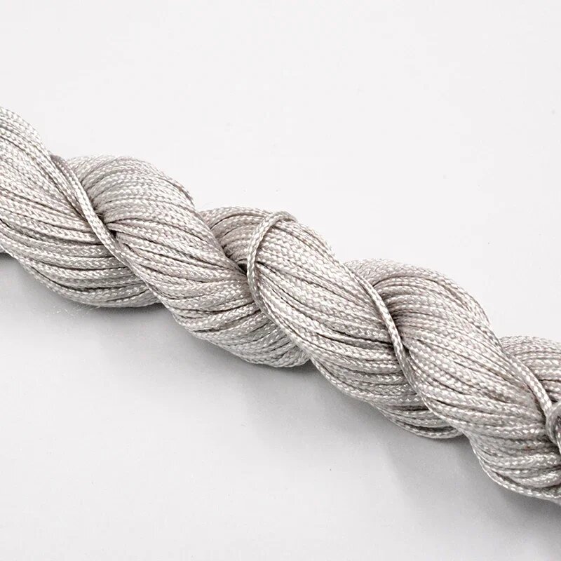 Нейлоновая нить для макраме Rattai 30 цветов 1.0 мм 009