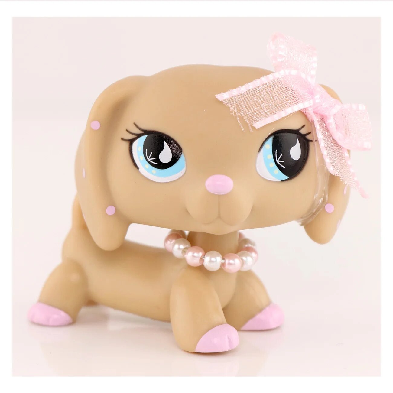 Виниловая фигурка Такса 909 с аксессуарами Littlest