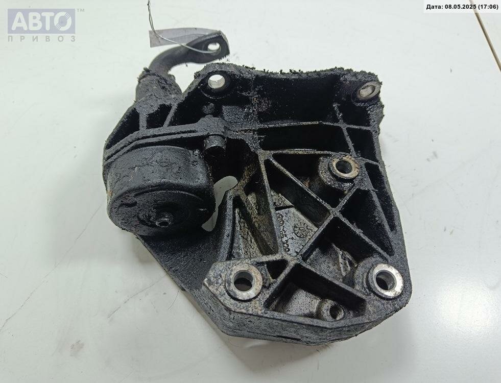 Кронштейн компрессора кондиционера BMW 5 E60/E61 (2003-2010)