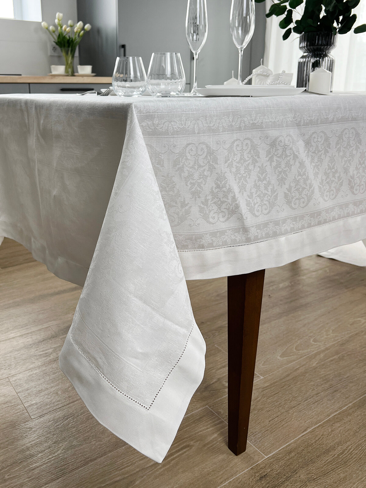 Скатерть льняная жаккардовая "Венеция" 140х300, лен 50%, 50% хлопок, белая