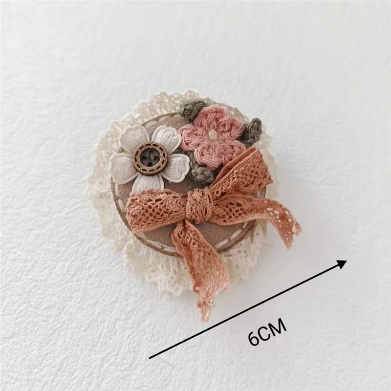 Брошь AHYONNIEX вышитая бисером 2-8.5 см Белый, TYPE-H