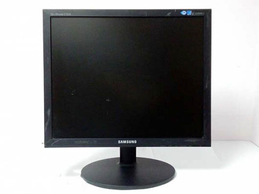 Монитор с дефектом ЖК 19" 5:4 Samsung E1920NR черный