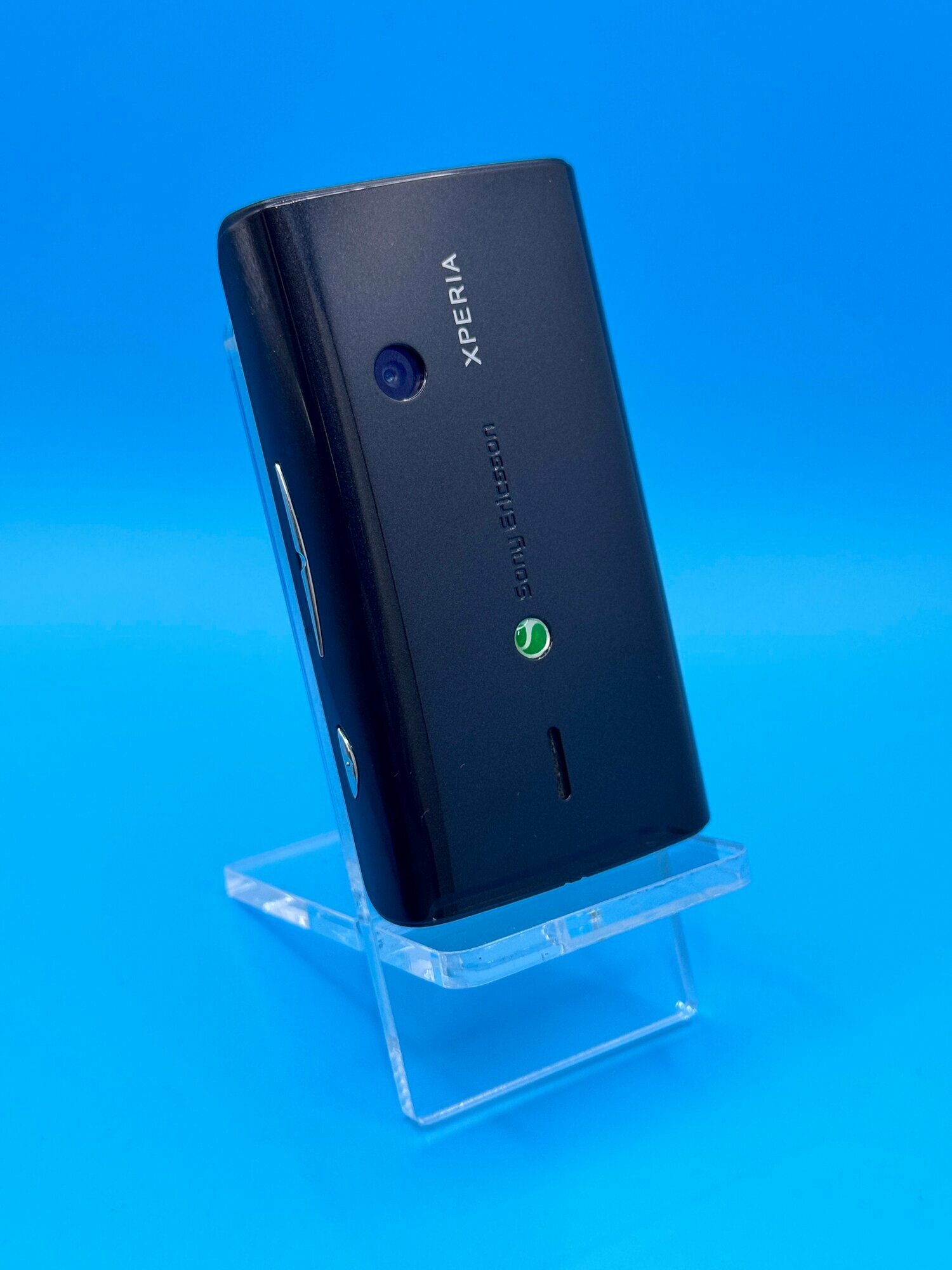 Мобильный телефон Sony Ericsson Xperia X8 E15i