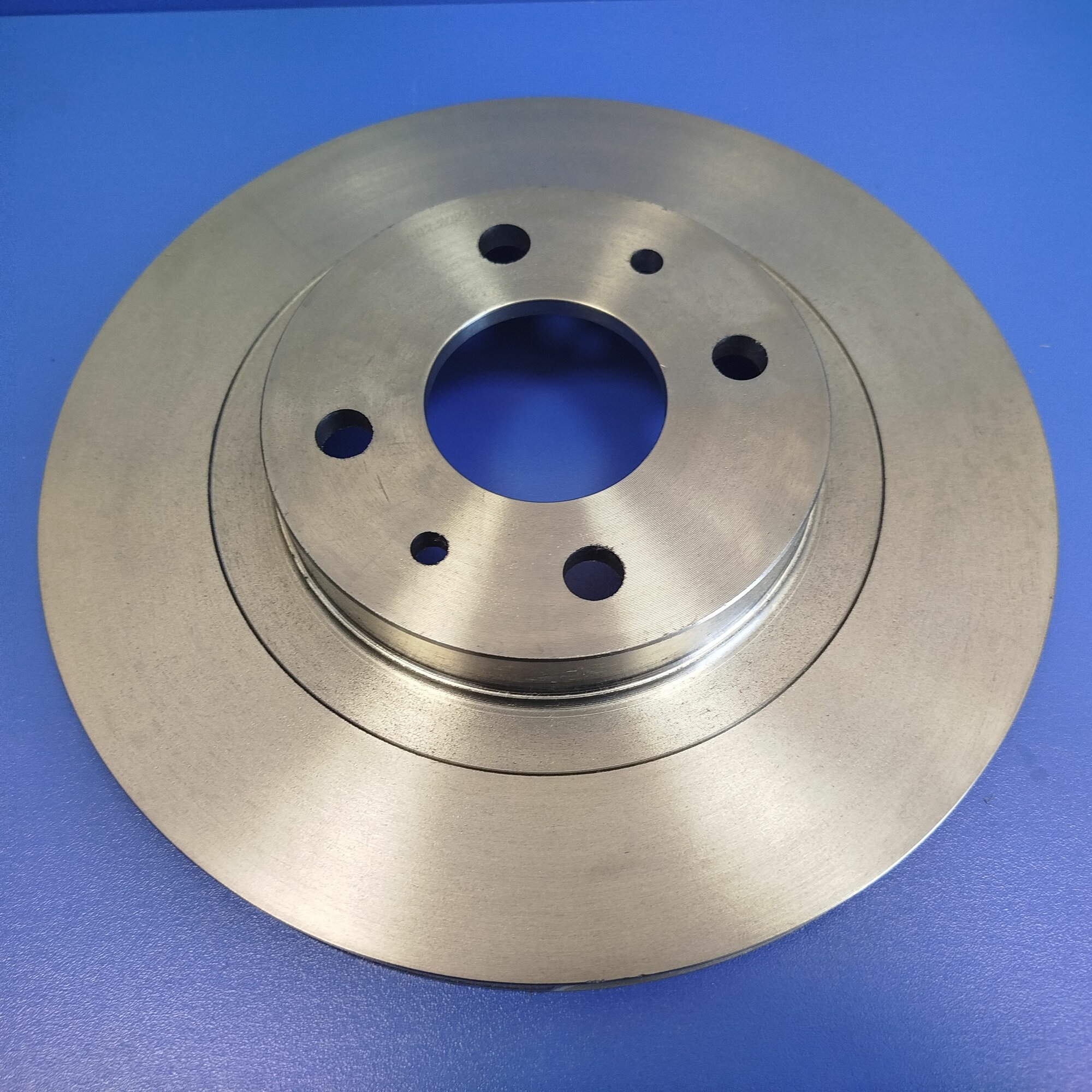 Диск тормозной "ВАЗ" для автомобилей ВАЗ 2112, Приора вентилируемый R14 (2112-3501070-02)