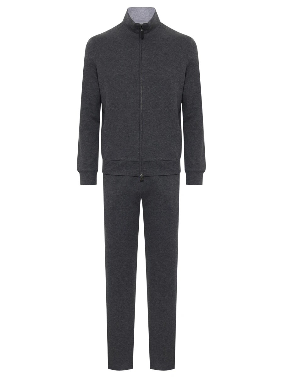 Костюм спортивный