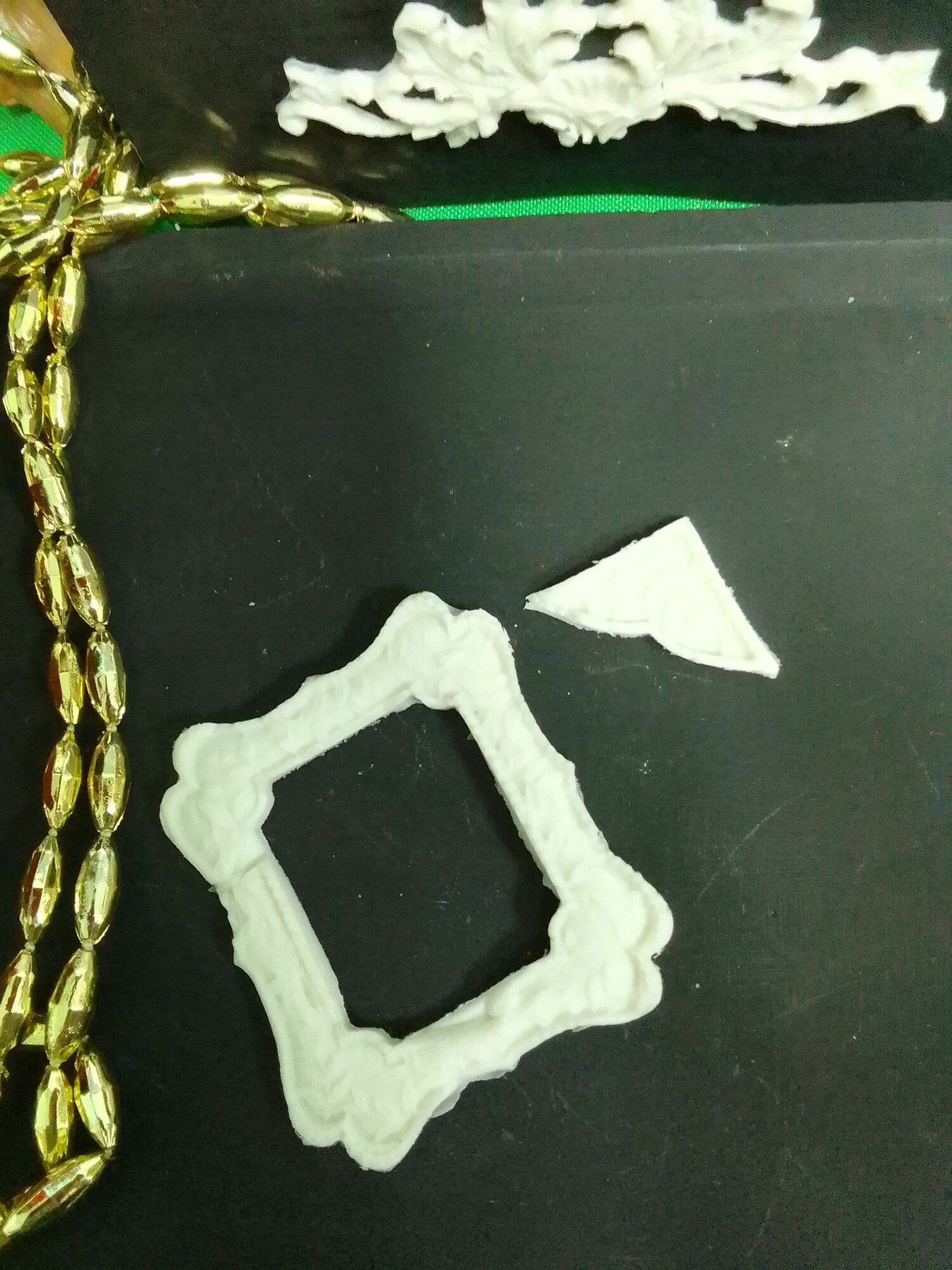 Набор для творчества "Гибкая Лепнина" для декупажа и скрапбукинга, белый