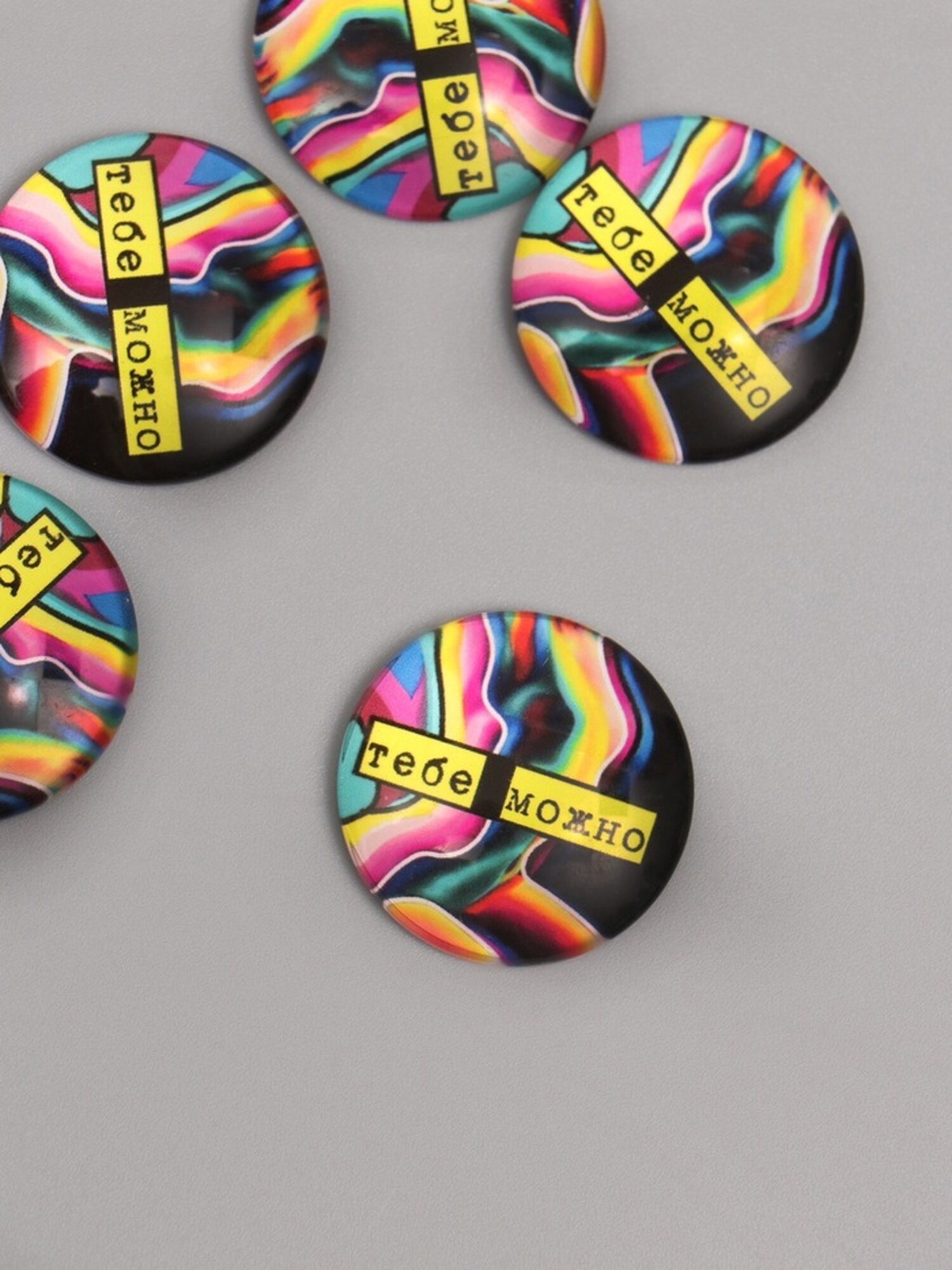 Кабошон Арт Узор "Круг. Тебе можно", стекло, разноцветный, 3x3 см