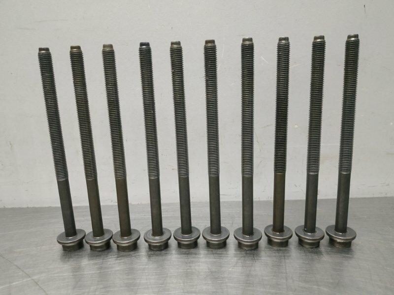 Болт головки блока цилиндров Volkswagen Golf 4 036103384B