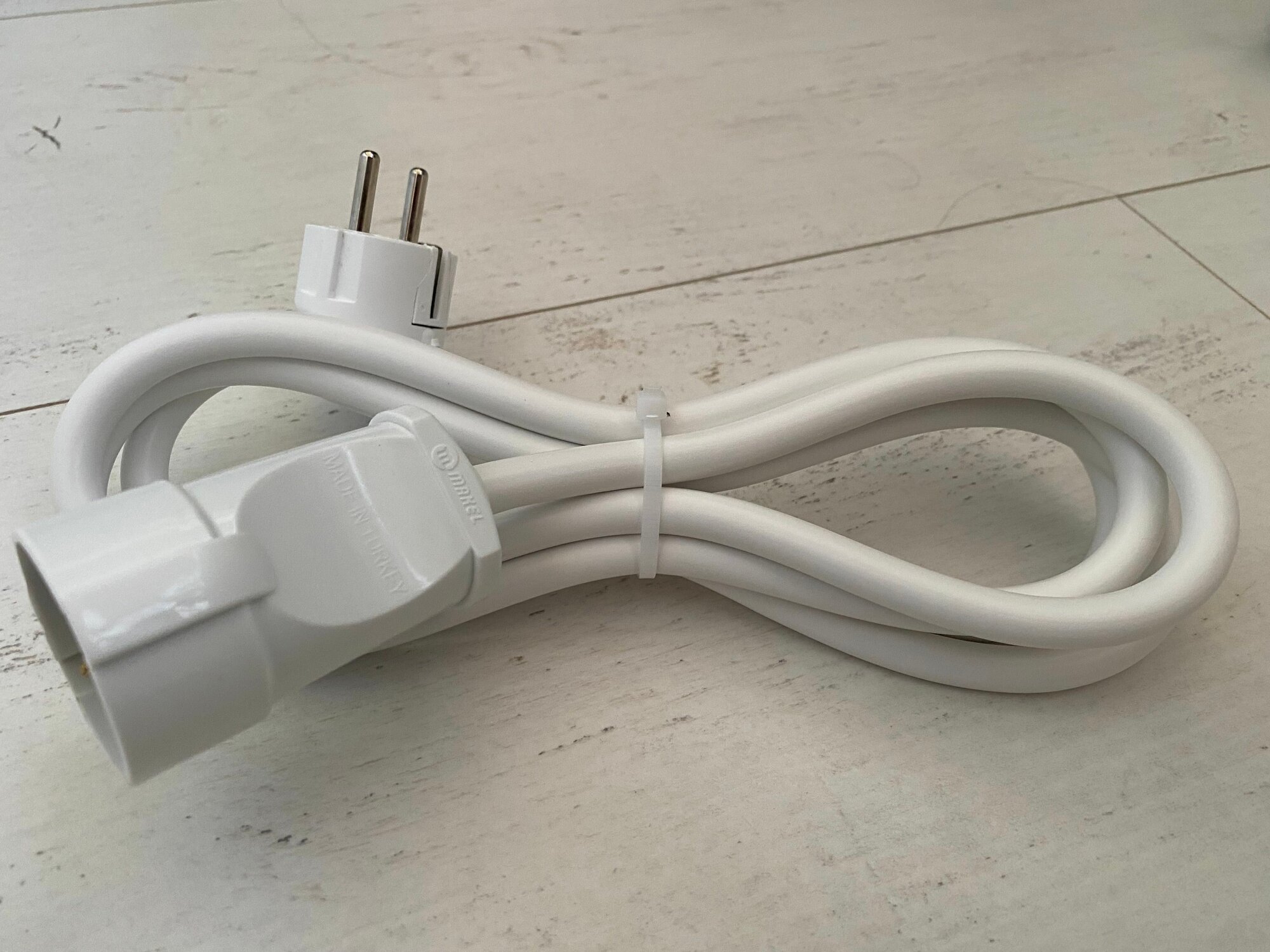 Удлинитель силовой 3х2.5мм2 белый, 1 розетка 2.0 метра.