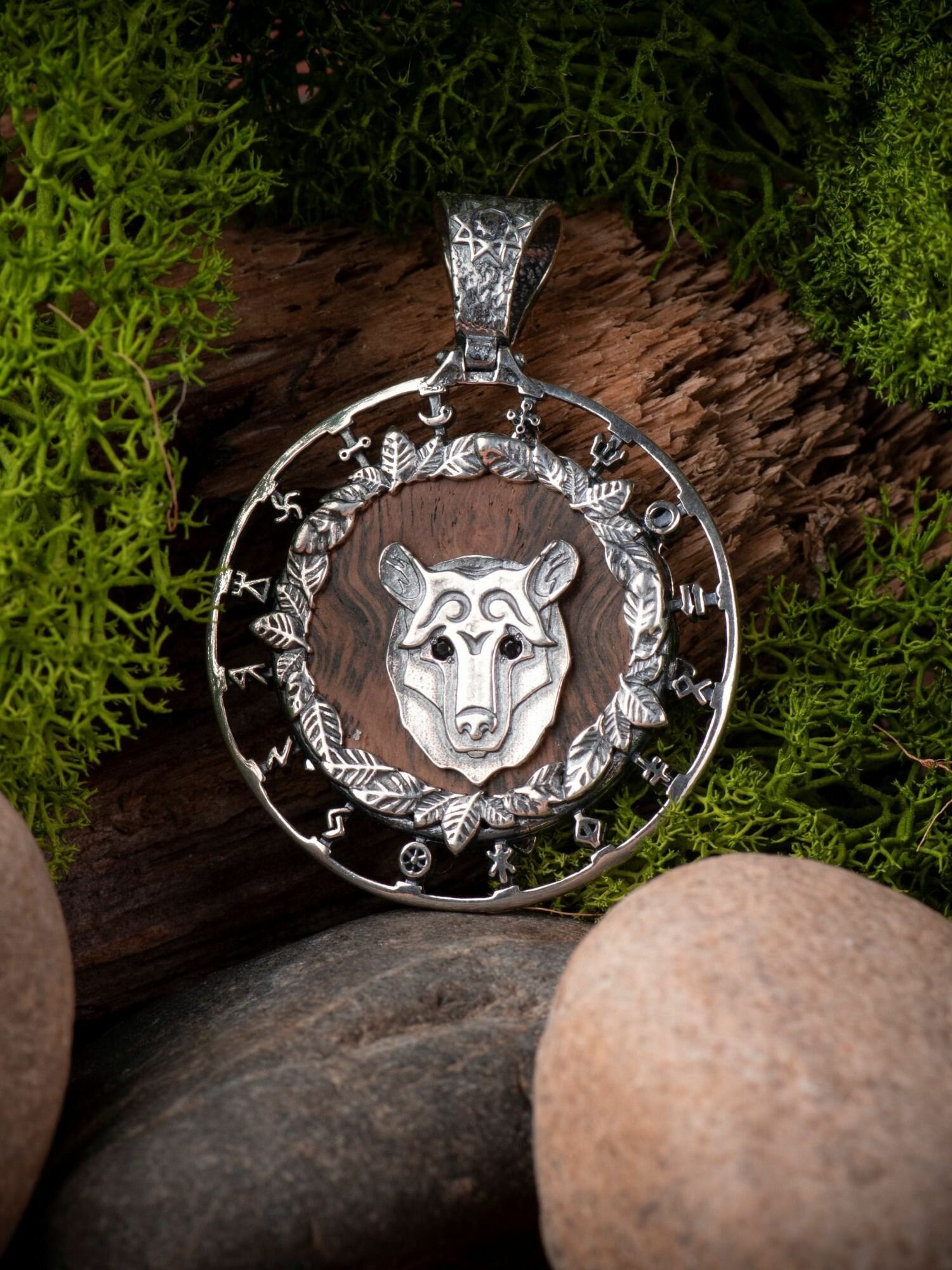 Подвеска, серебро, 925 проба, чернение, шпинель