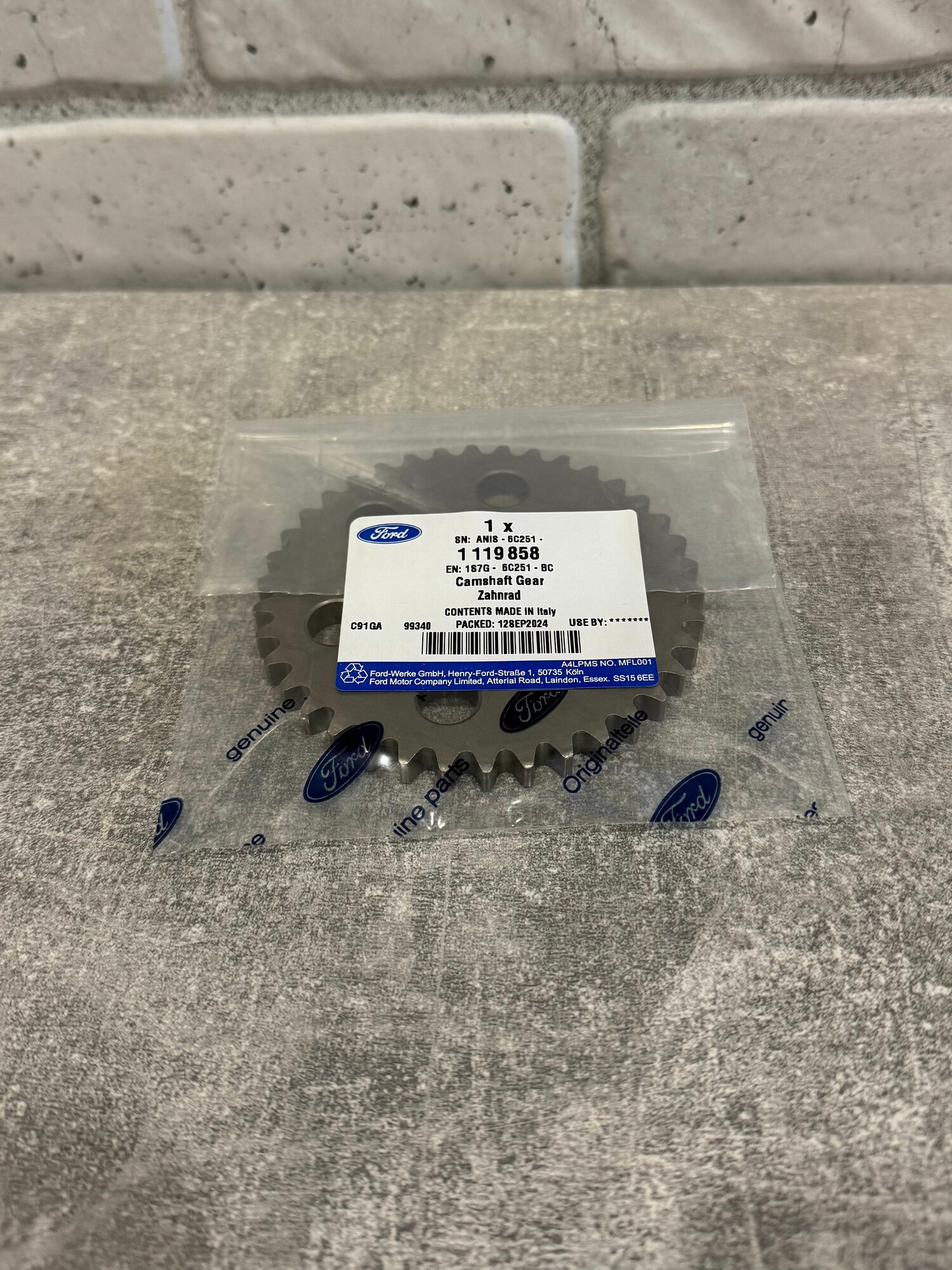 1119858 Оригинальная звездочка распредвала Ford