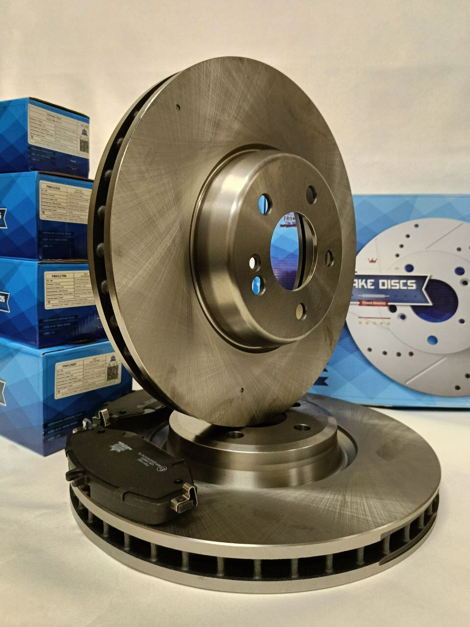 Диск тормозной передний для Hyundai Elantra 2010-, 2014-, I30 2012-,2015-, Kia Cee'd 2012-/Seltos 2019- 517123X000