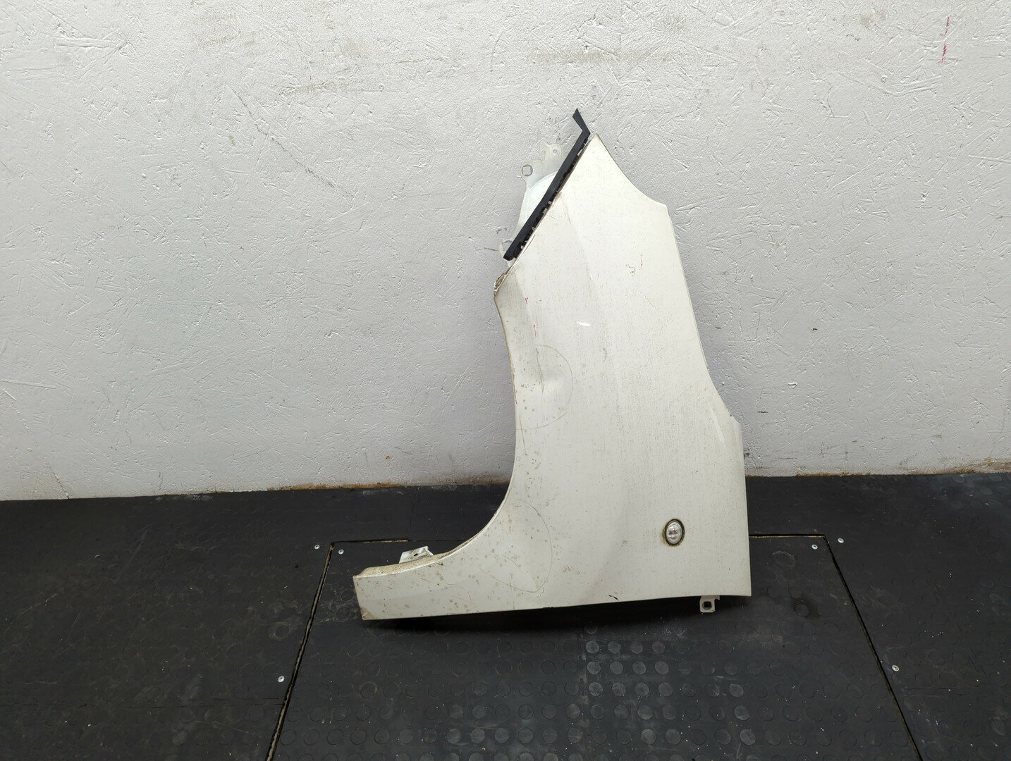 Крыло левое переднее Fiat 500L Б/У