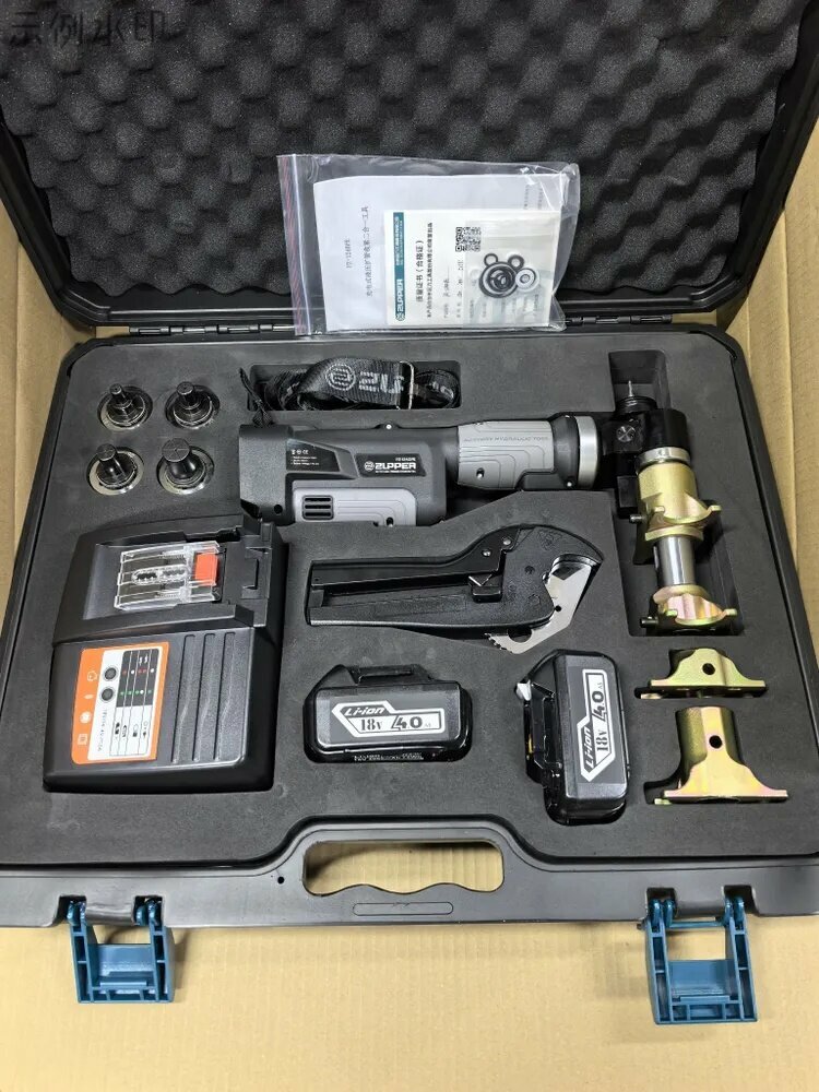 Zupper PZ-1240 PE аккумуляторный аксиальный пресс для труб из сшитого полиэтилена