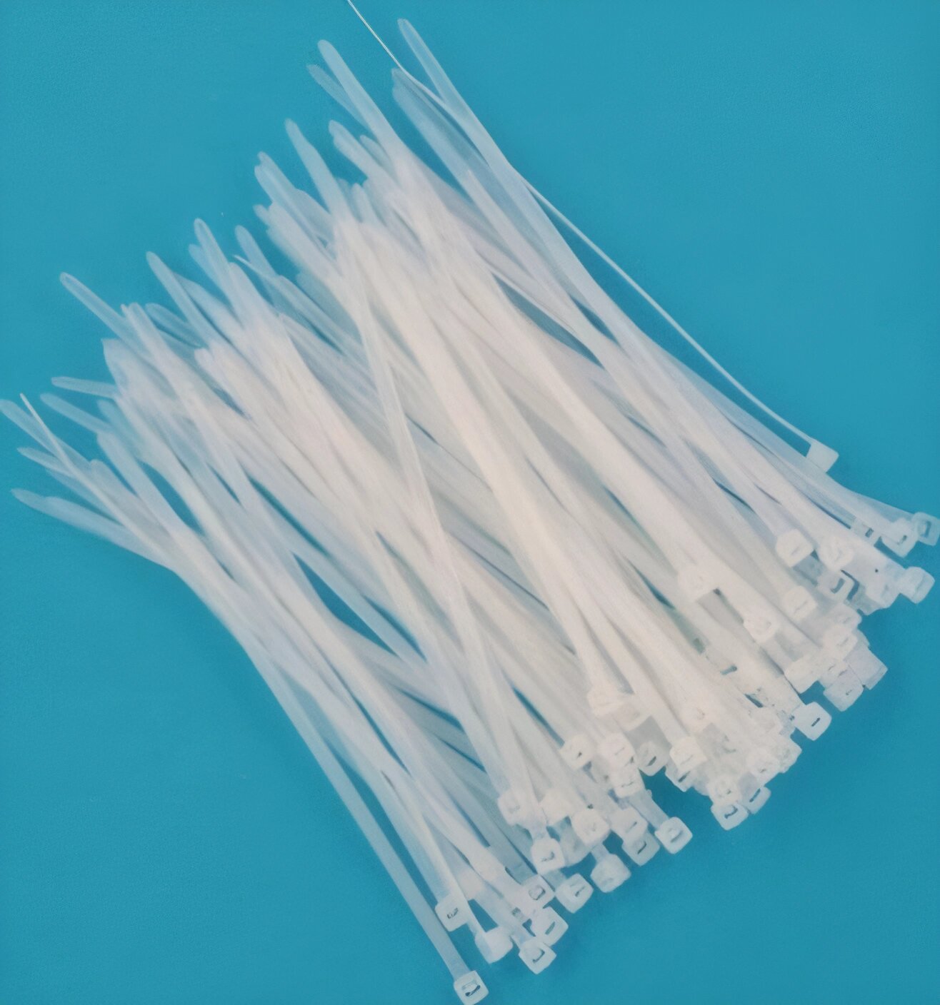 Пластиковый хомут Автостор 4,8мм*200мм белый цвет (100 шт. в упаковк