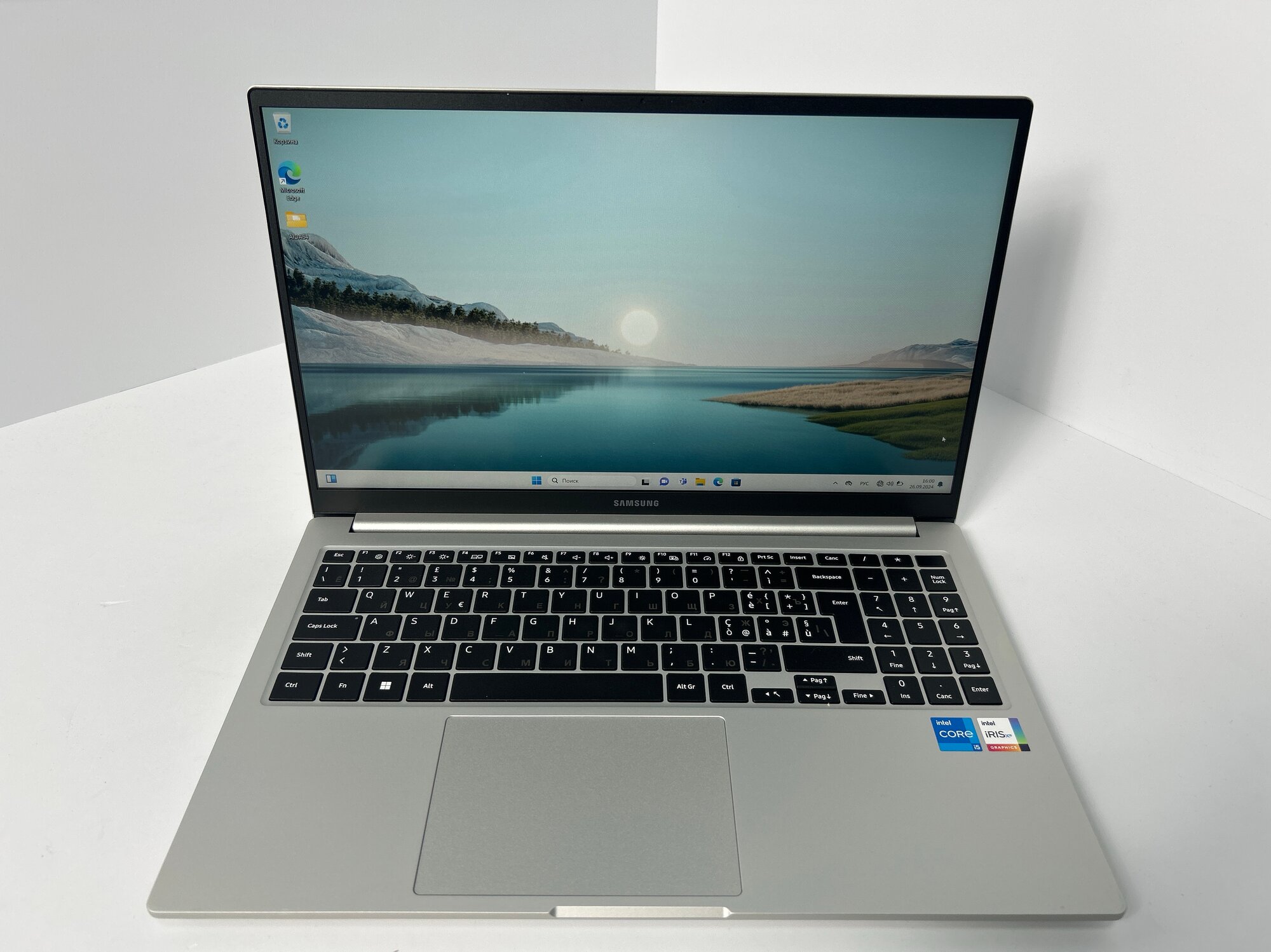 Ноутбук Samsung Galaxy book NP750 (NP750XDA-KD1US) 15.6"/Intel Core i5 1135G7/RAM 8GB/SSD 256 GB/Intel Iris Xe graphics/1920х1080/IPS/Windows 10/Подсветка кл-ры: нет/серебристый. Состояние: B1