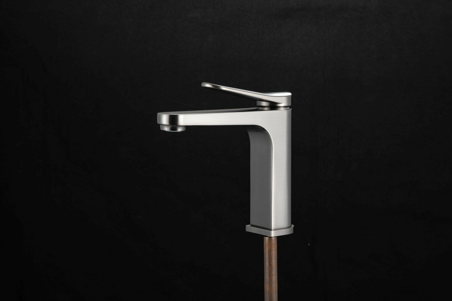 Смеситель для раковины GAPPO G1010-9 оружейная сталь, латунь