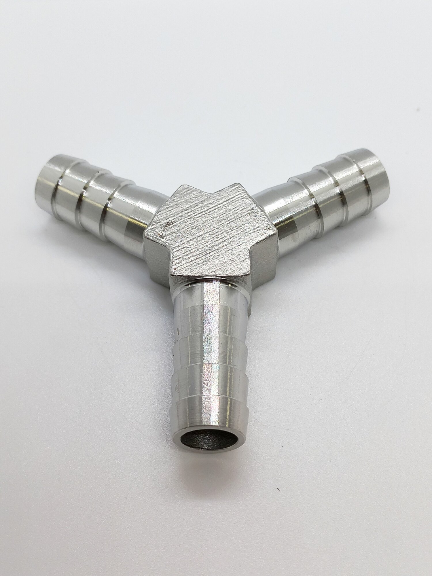 Штуцер для шланга Y-образный елочка 15 мм AISI304 нержавеющий