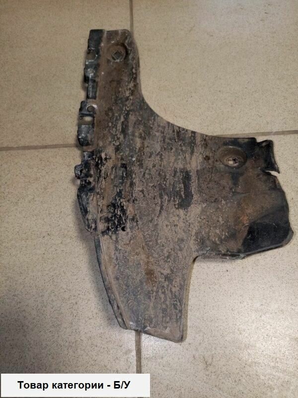 Пыльник бампера LEXUS NX200 2014 Задн. Прав. - Б/У