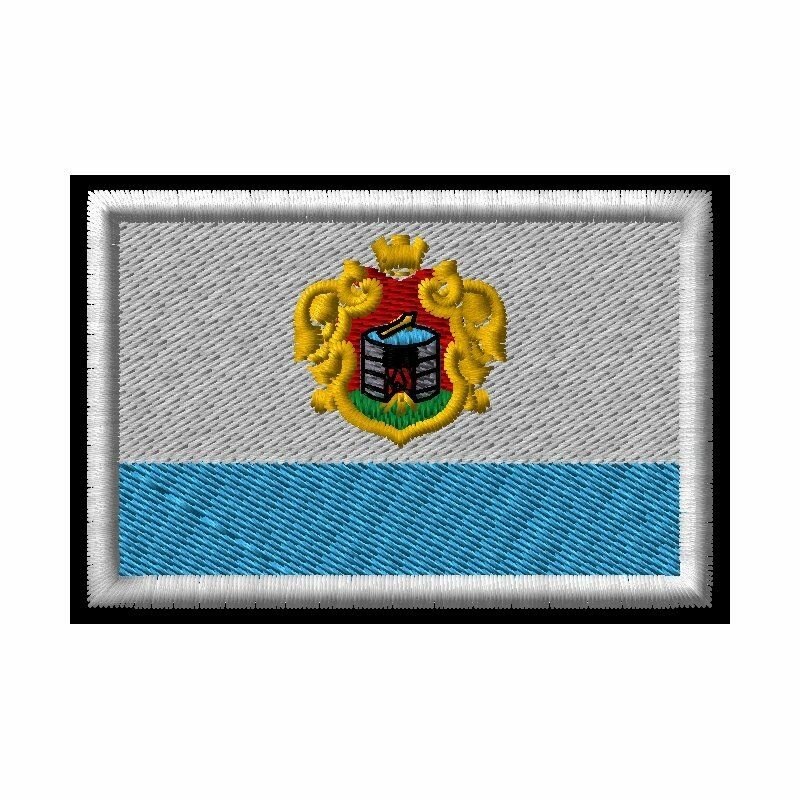 Вышитый шеврон-флажок Старой Руссы. С липучкой. Размер 60x40 мм по вышивке.