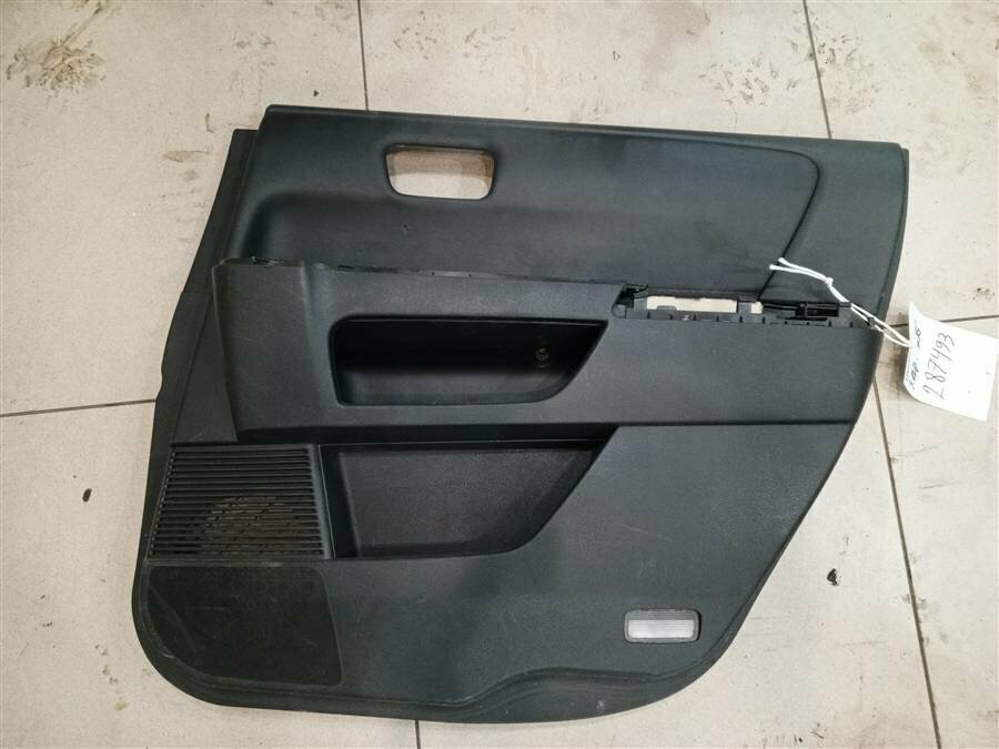 Обшивка двери задней правой от Honda Pilot 2008-2015