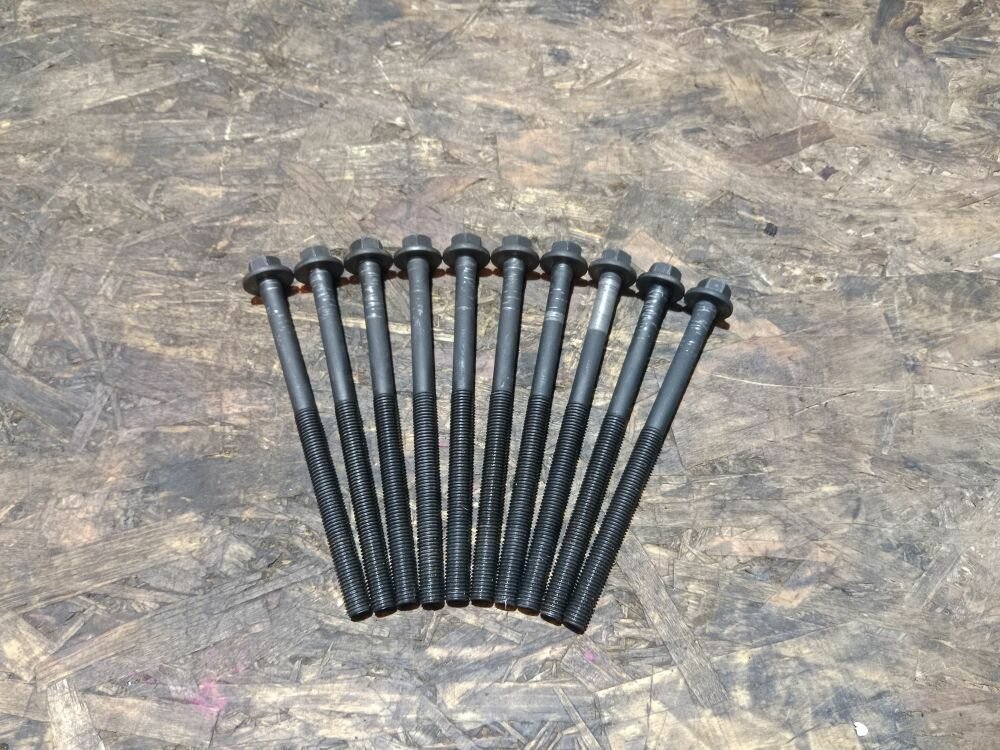 Болты ГБЦ (к-кт) Saab 9-3 II рестайлинг (2007 2014) Б/У с пробегом