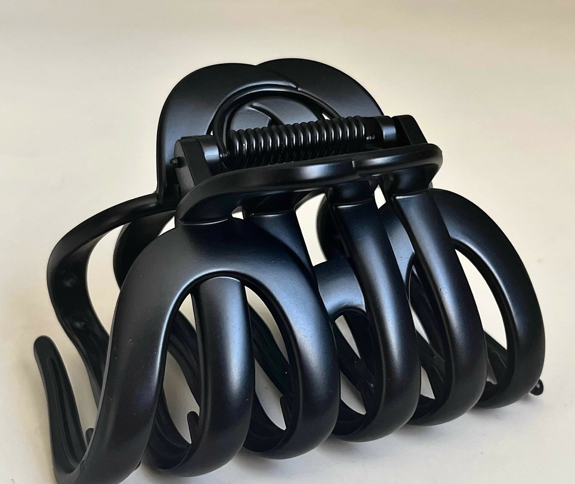 Заколка-краб для волос, цвет чёрный 9 см.