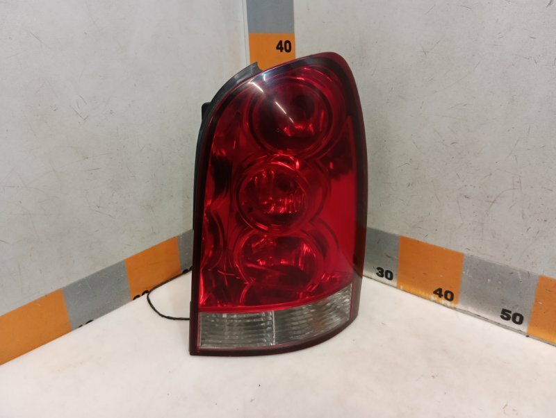 Б/У Оригинал Фонарь задний правый SsangYong Rexton 2006 1 404679 SSANG YONG арт. 8360208501