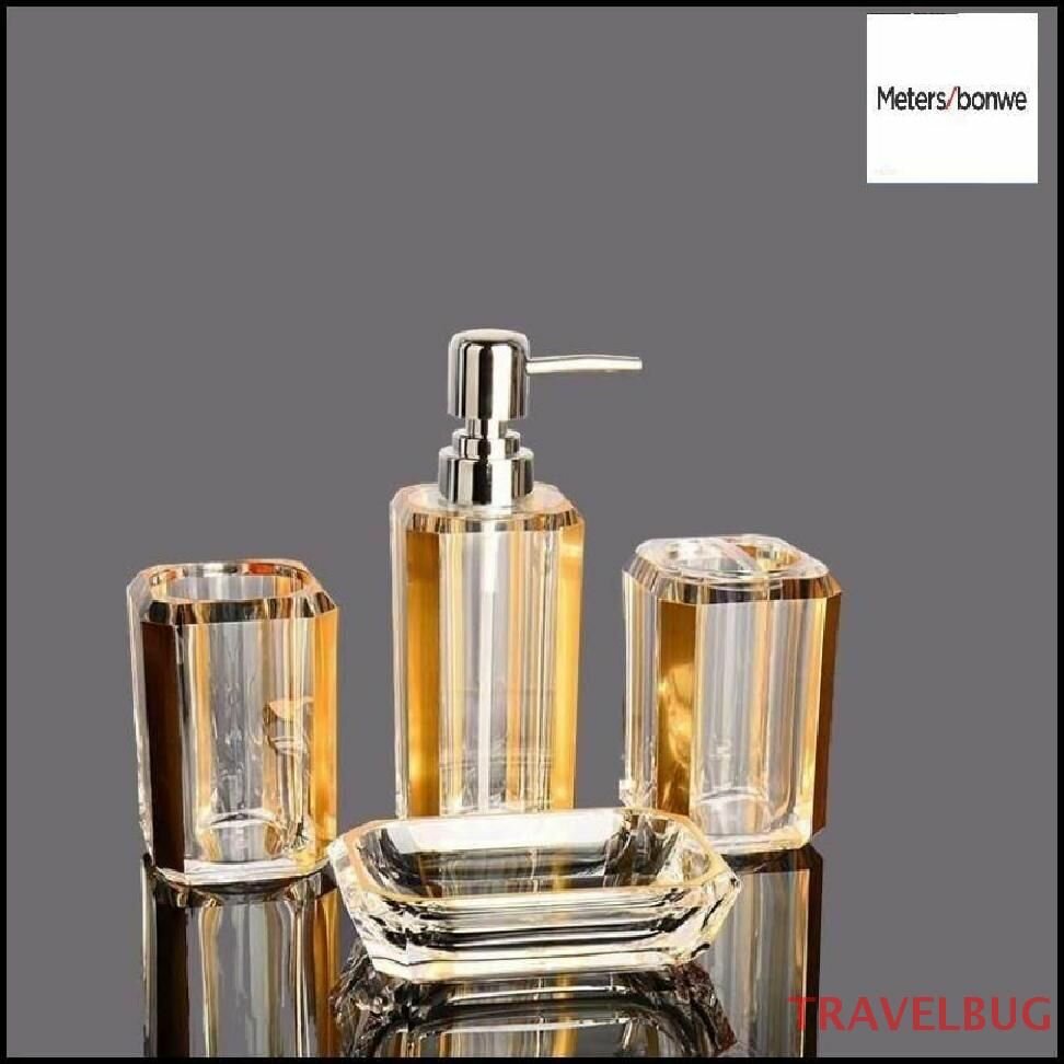 Набор для мытья рук в ванной комнате