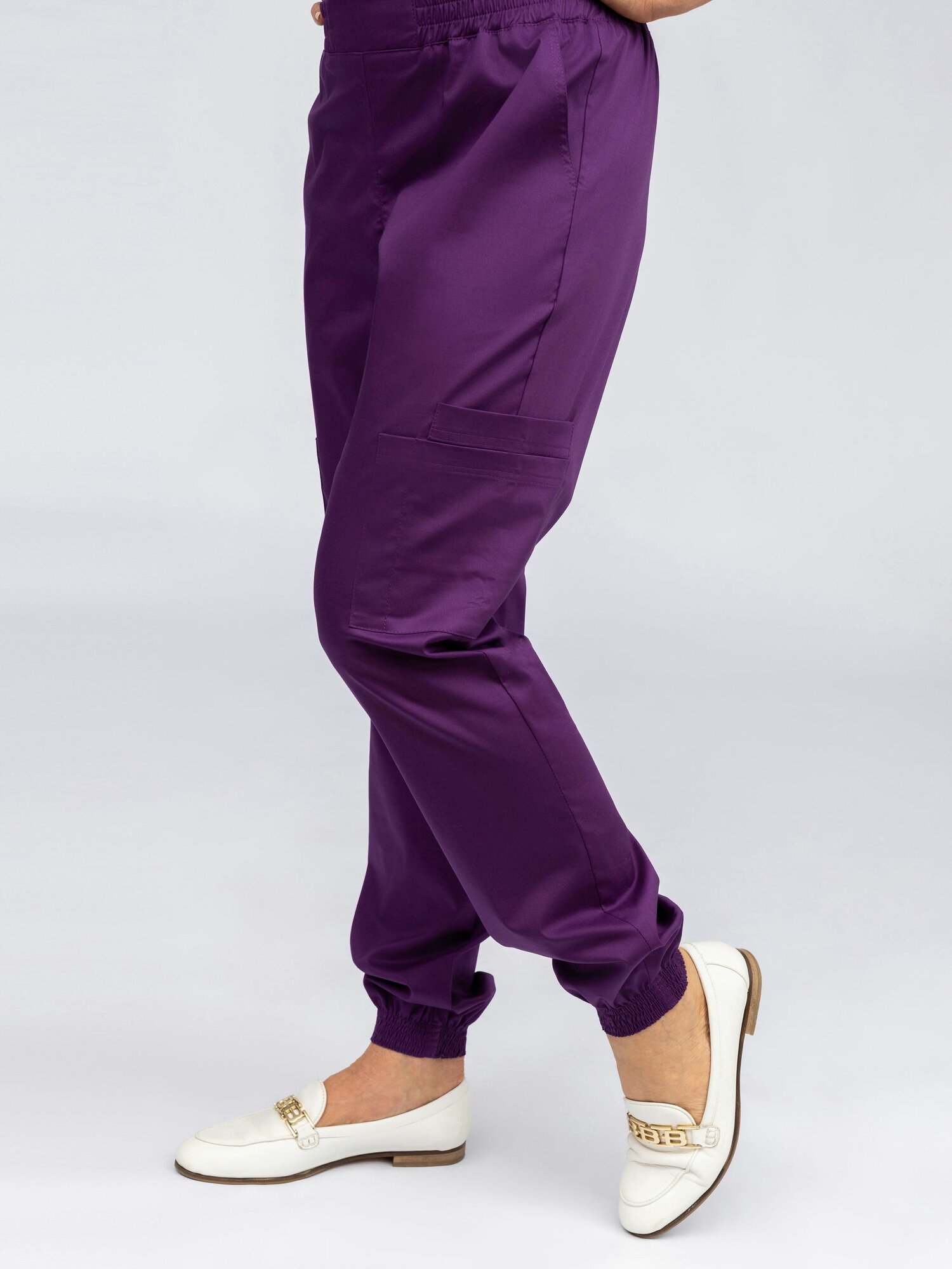 Джоггеры профессиональные бренда монк из премиальной ткани, фиолетовые 42 размера на рост 164-170