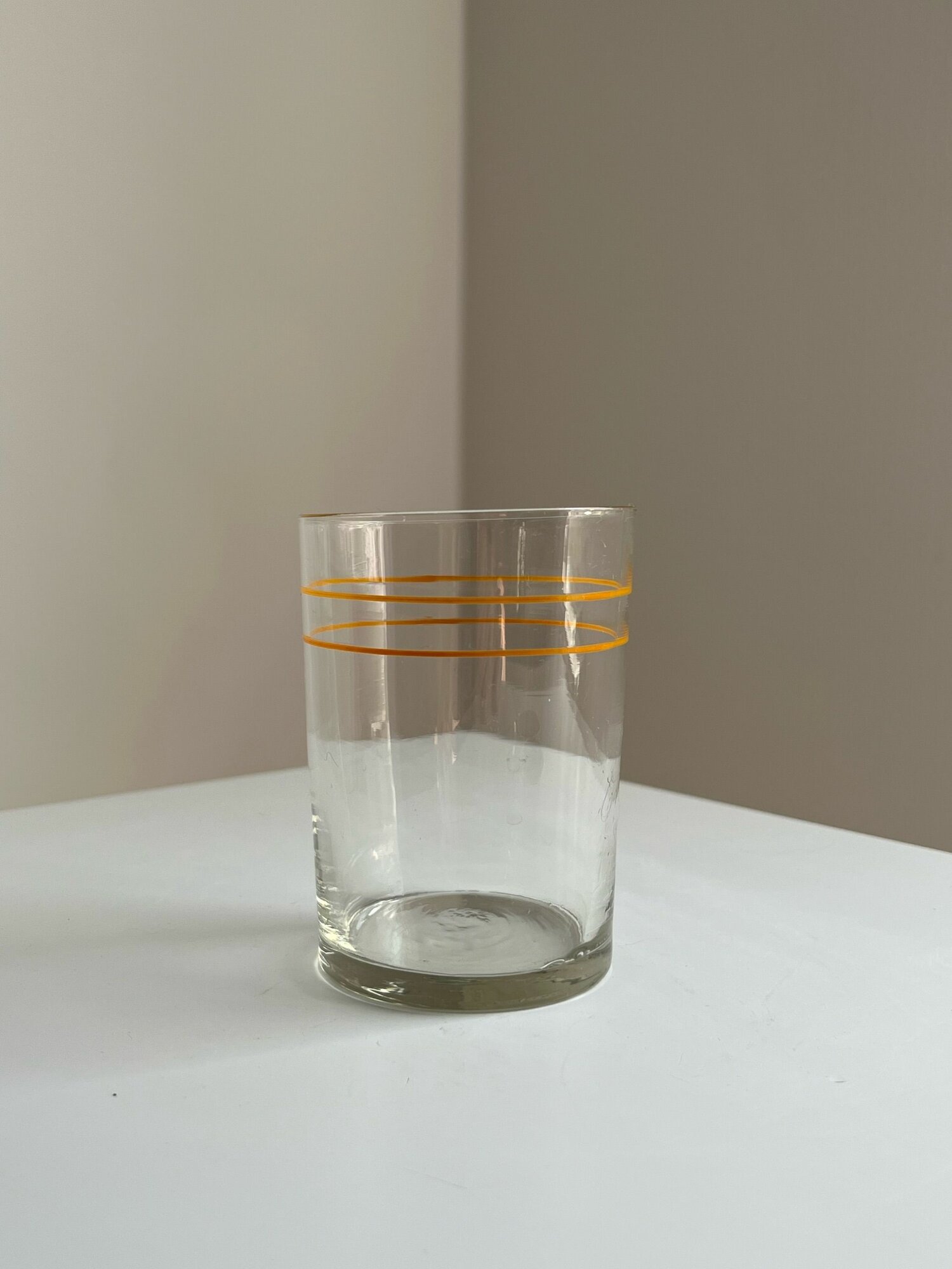 Стакан чайный "Кольца" для подстаканника. СССР. Тонкое стекло. Высота: 9 см. Диаметр: 7 см.