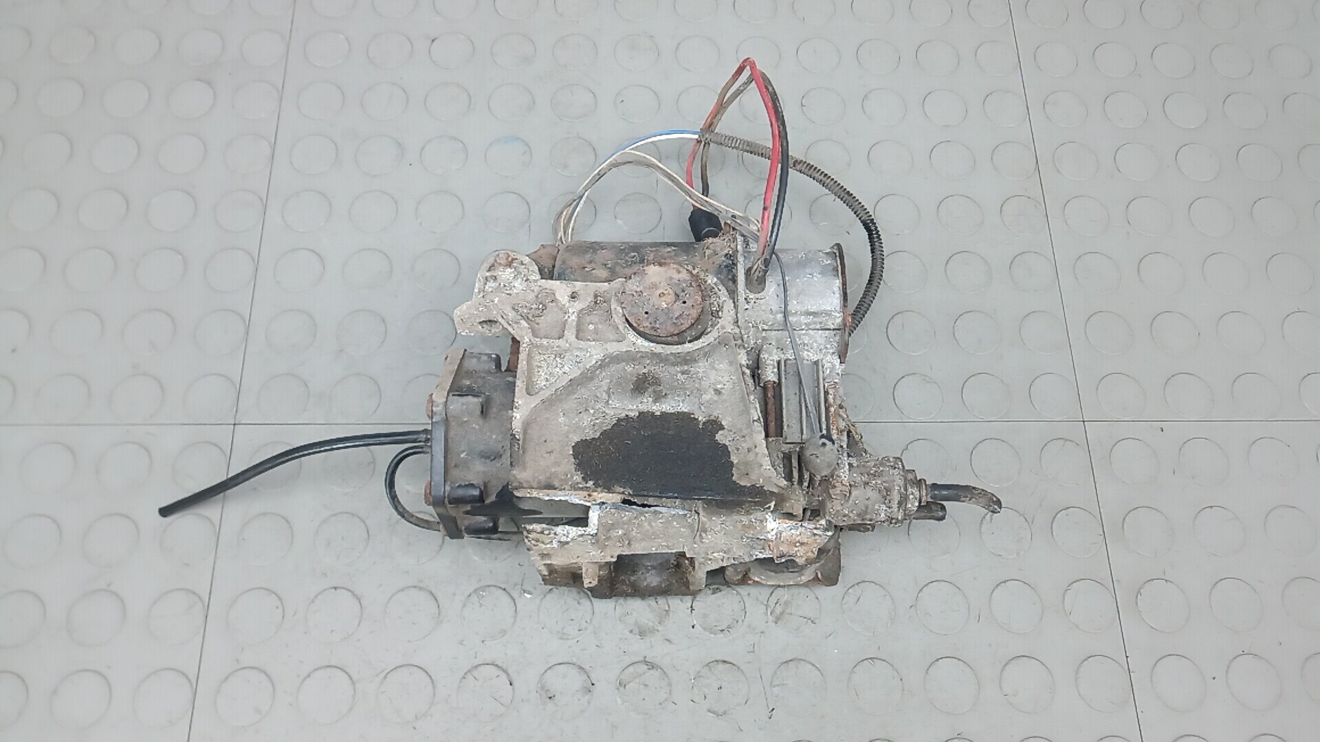 Компрессор пневмоподвески LAND ROVER RANGE ROVER SPORT