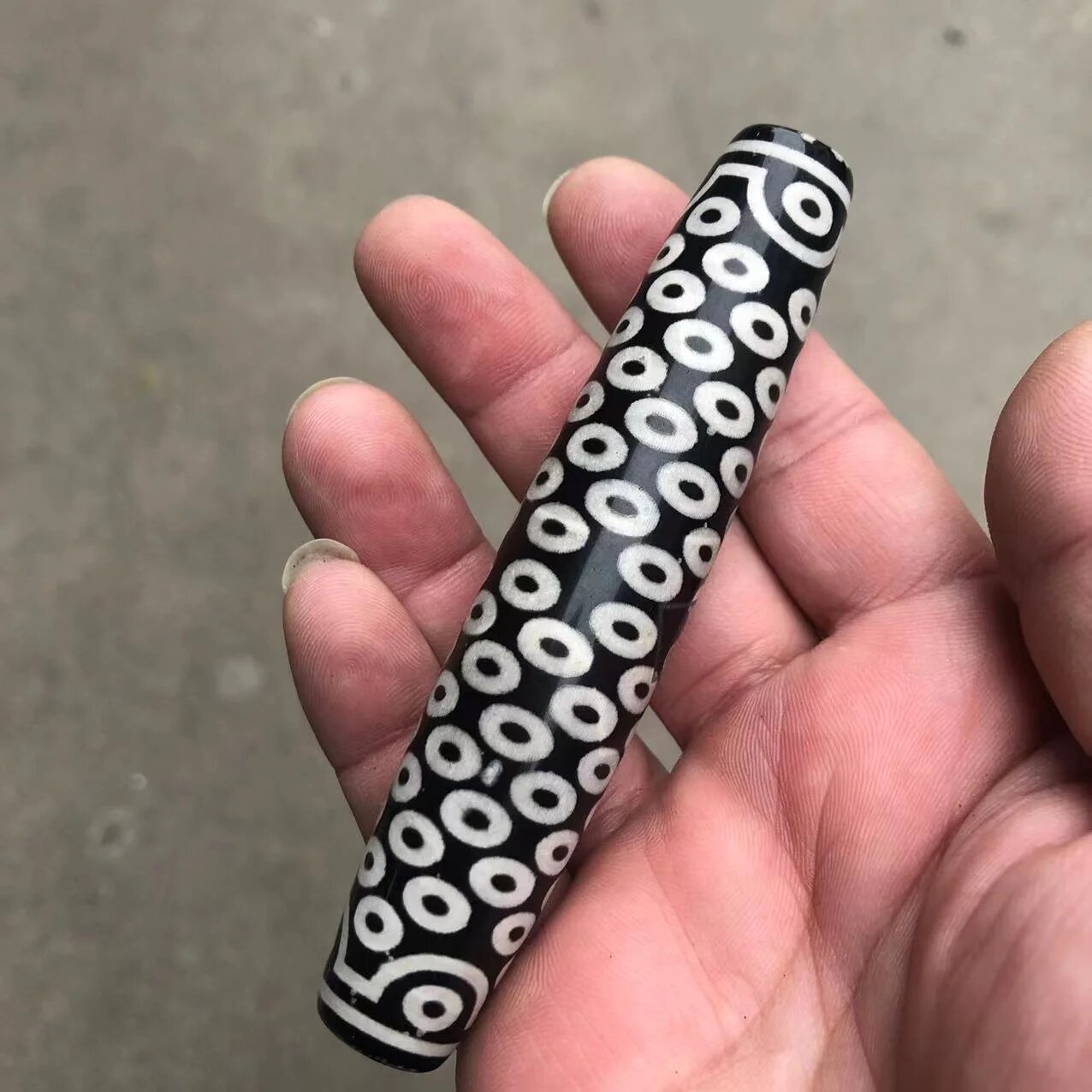 Натуральный тибетский агат оникс Дзи бусины 108 шт 20x100 мм