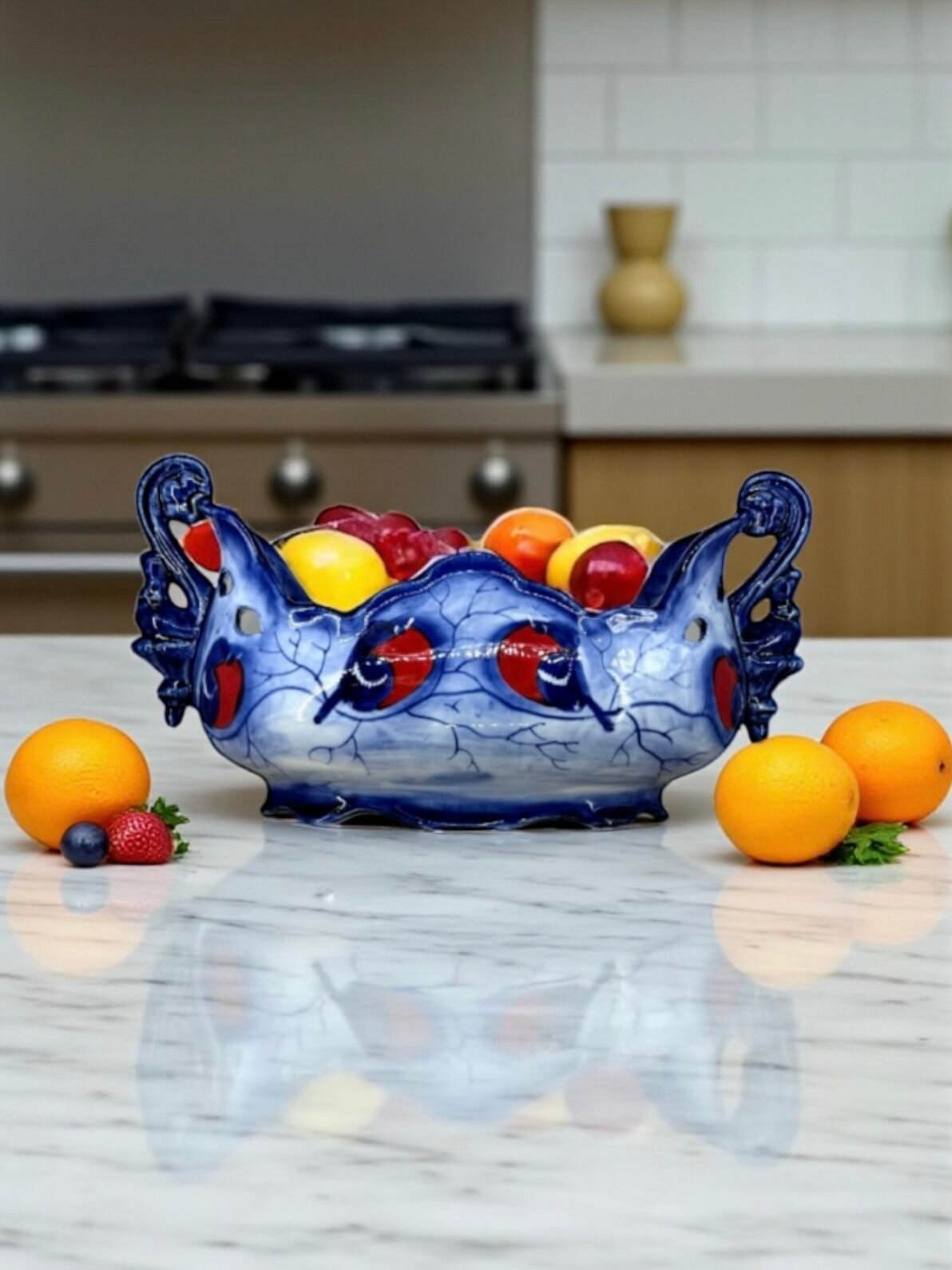 Ваза интерьерная для фруктов конфет "Фруктовница" гжель фарфор ручная работа