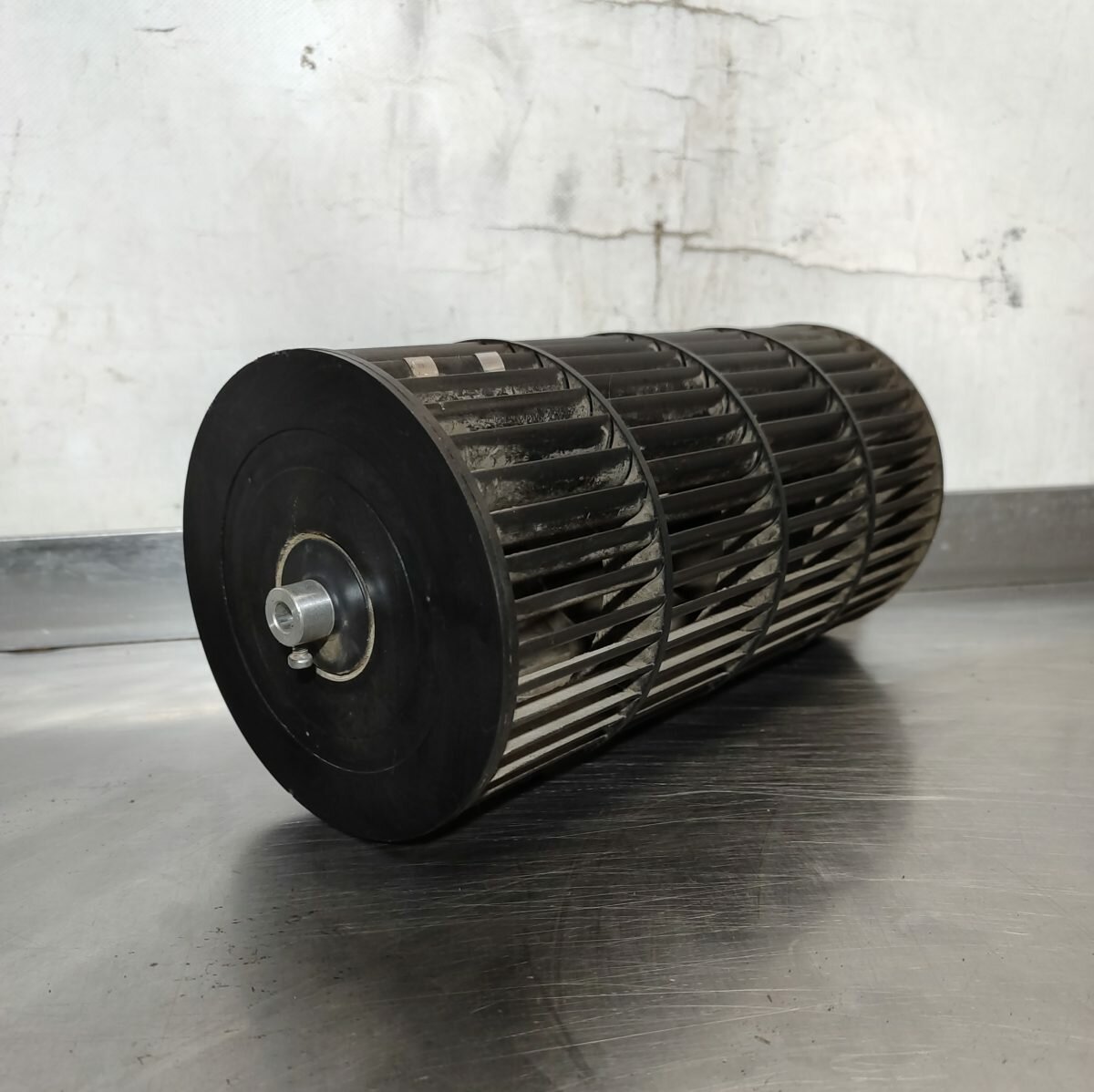 Крыльчатка вентилятора обдува кондиционера Bimatek am 401 д 135 мм