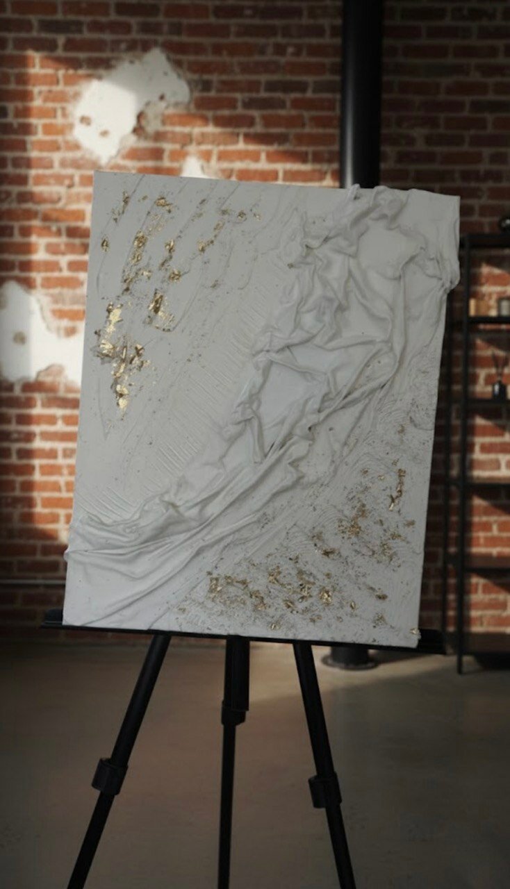 Объемная интерьерная картина "Золотая Драпировка" - Гипс и Текстиль