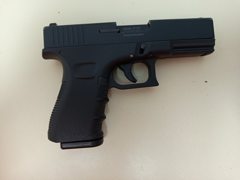 Пистолет подарочный для мужчин безопасный с сюрпризом Glock Retay G19C, б/у, уценка