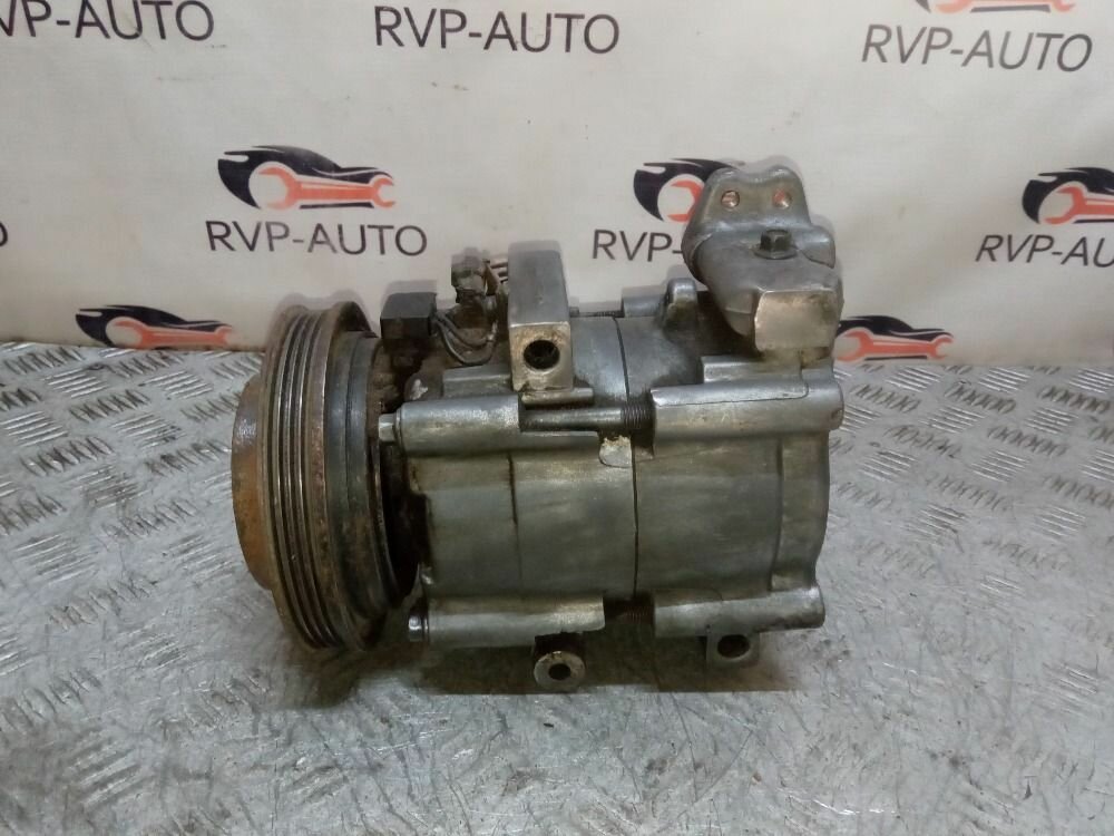 Компрессор кондиционера Hyndai Elantra J2 1.8