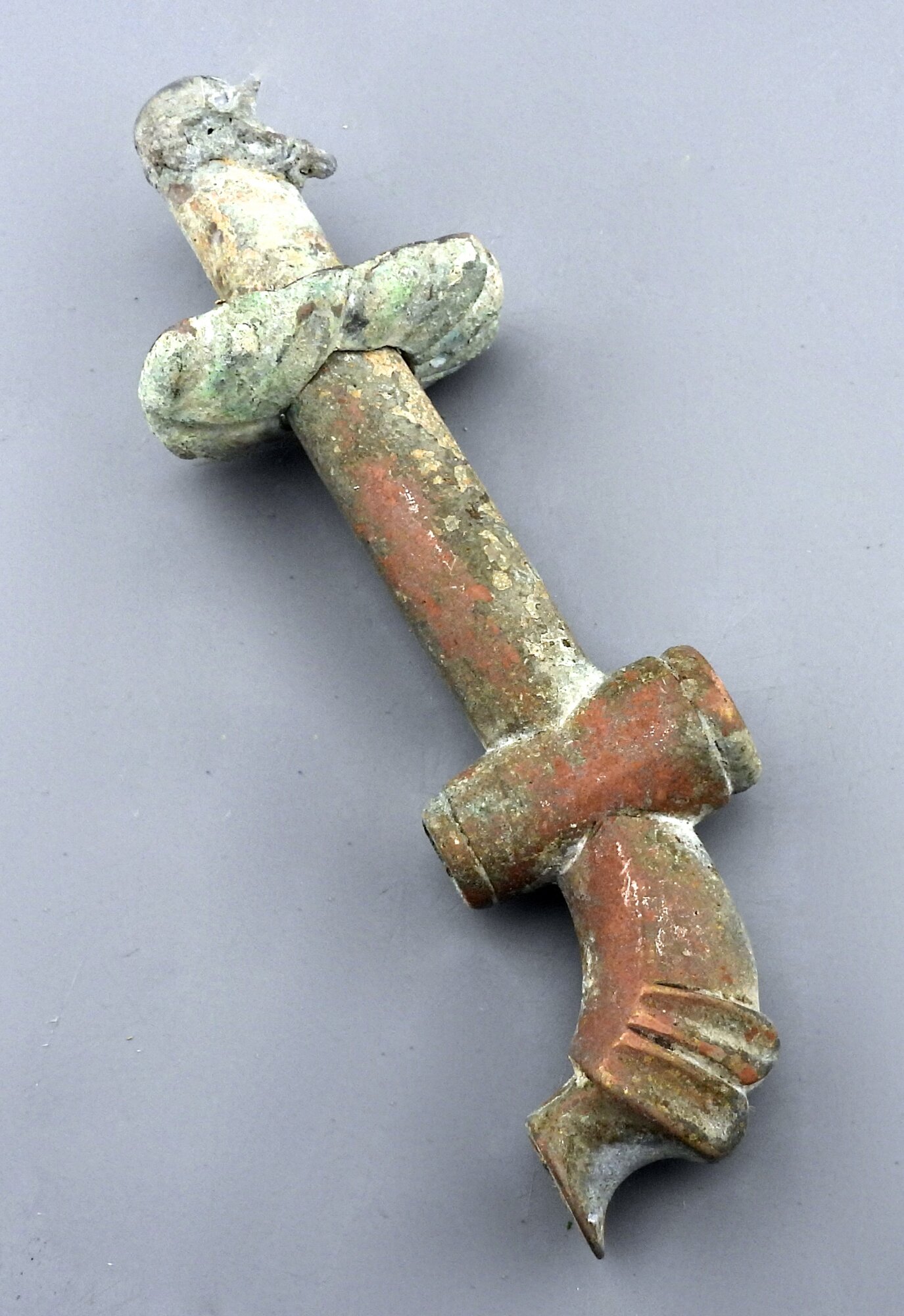 Кран старинного самовара медь