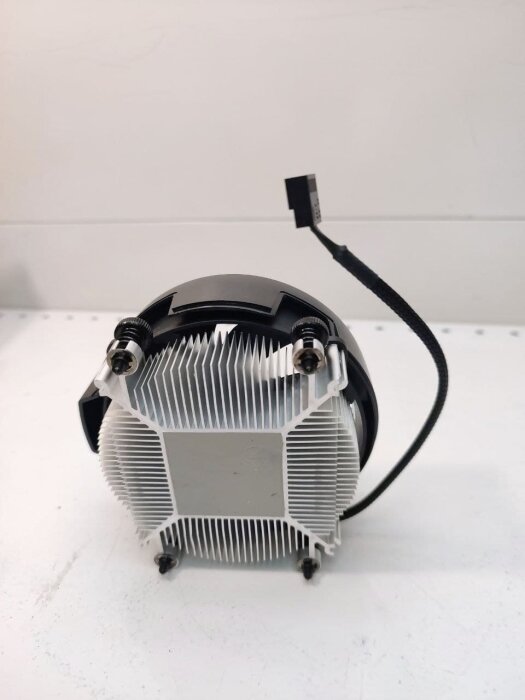 Кулер для процессора AMD AM4 Wraith Spire 712-000052 REV J Al 4 Pin