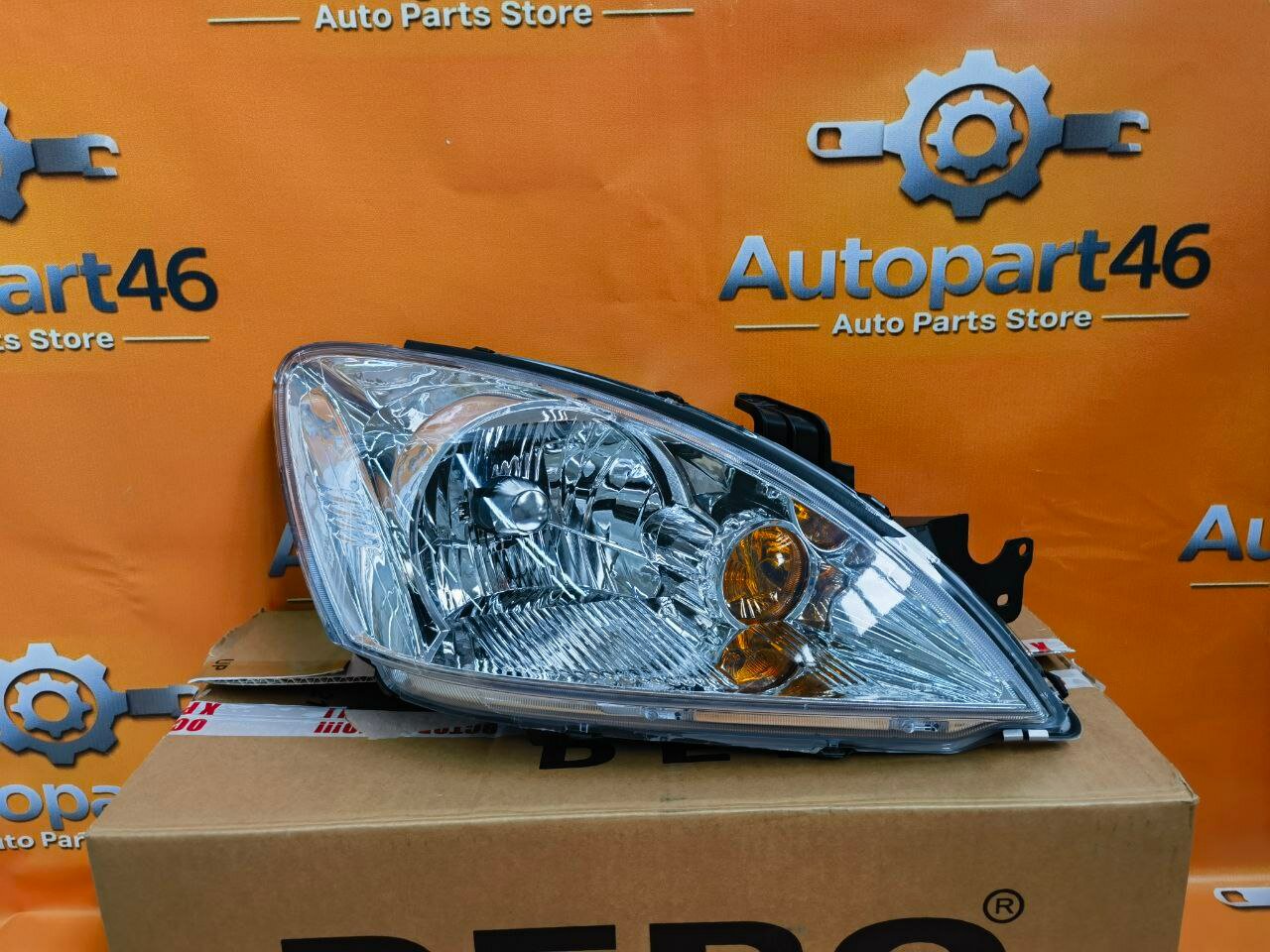 Правая фара митсубиси ланцер 9 MITSUBISHI LANCER 9 хром электро-корректор. DEPO.