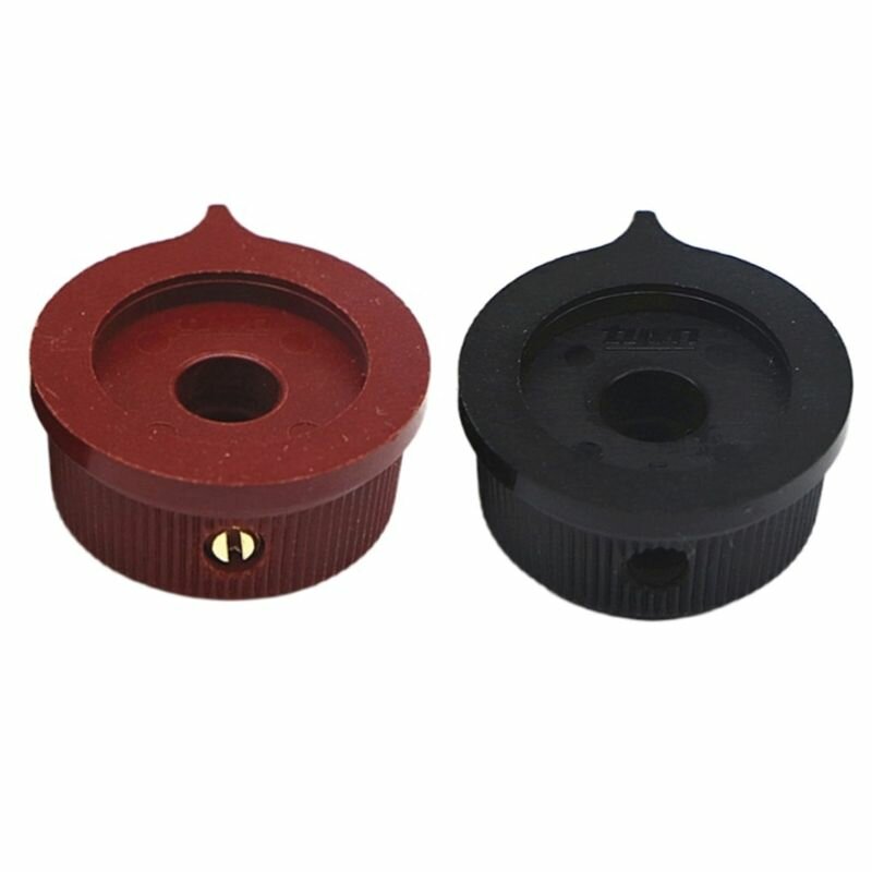 1 комплект из 2-х, бакелитовые ручки, аудиоусилитель, потенциометр динамика, гитарный переключатель, круглая ручка