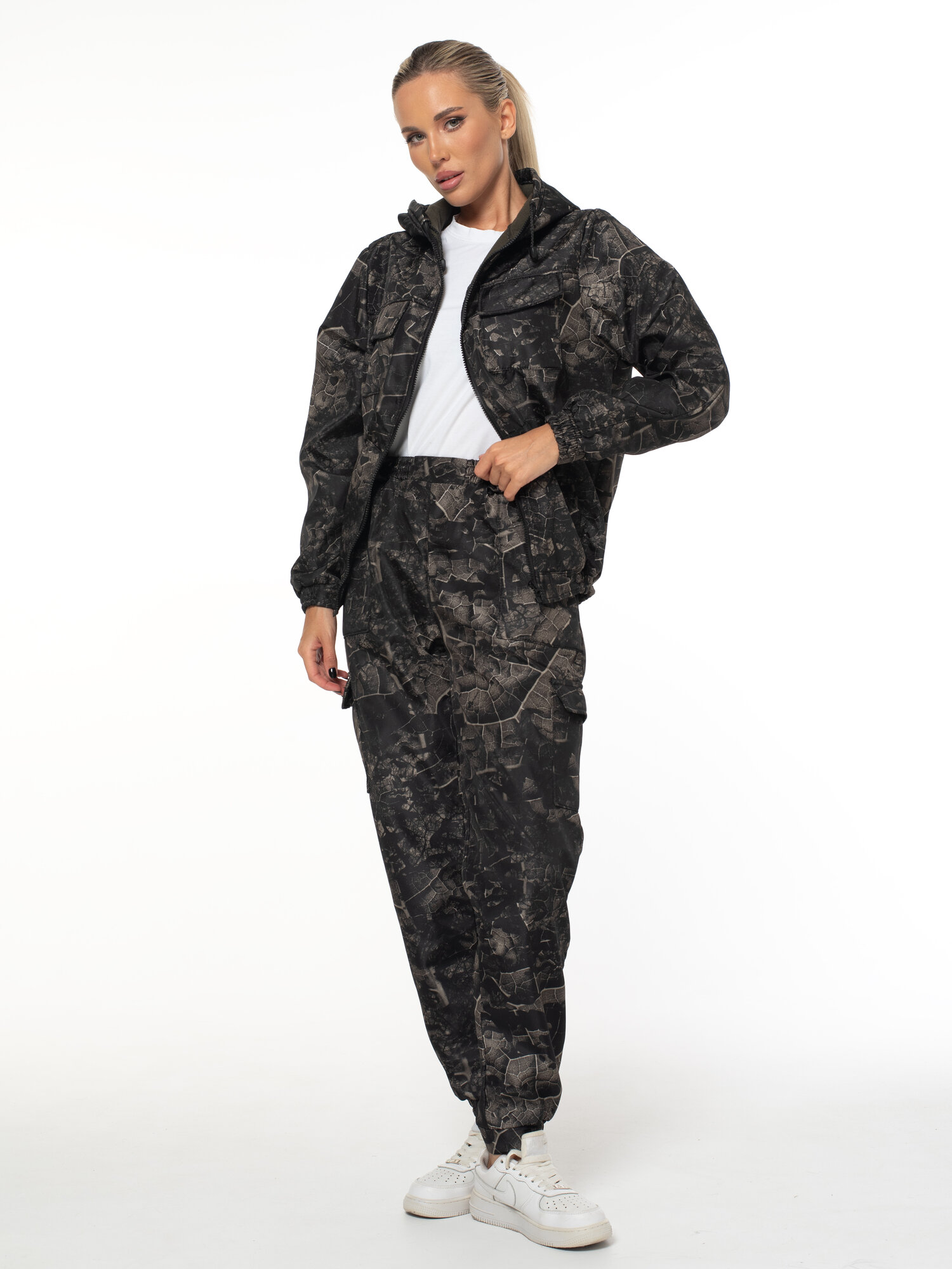 Демисезонный Женский камуфляжный костюм на флисе 48 Рост 158-164/ Женский рыболовный костюм / Женский рабочий костюм