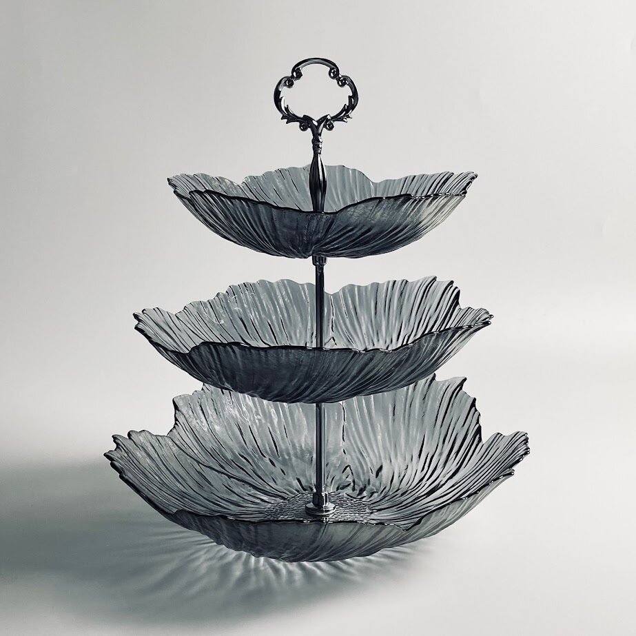 Трехъярусная этажерка