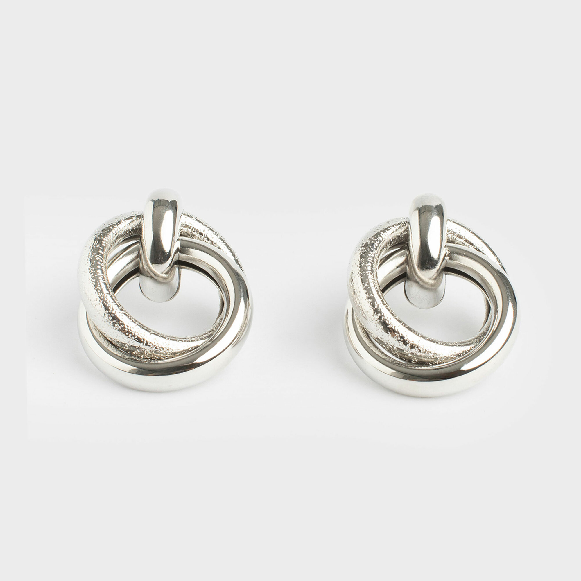 Серьги пусеты