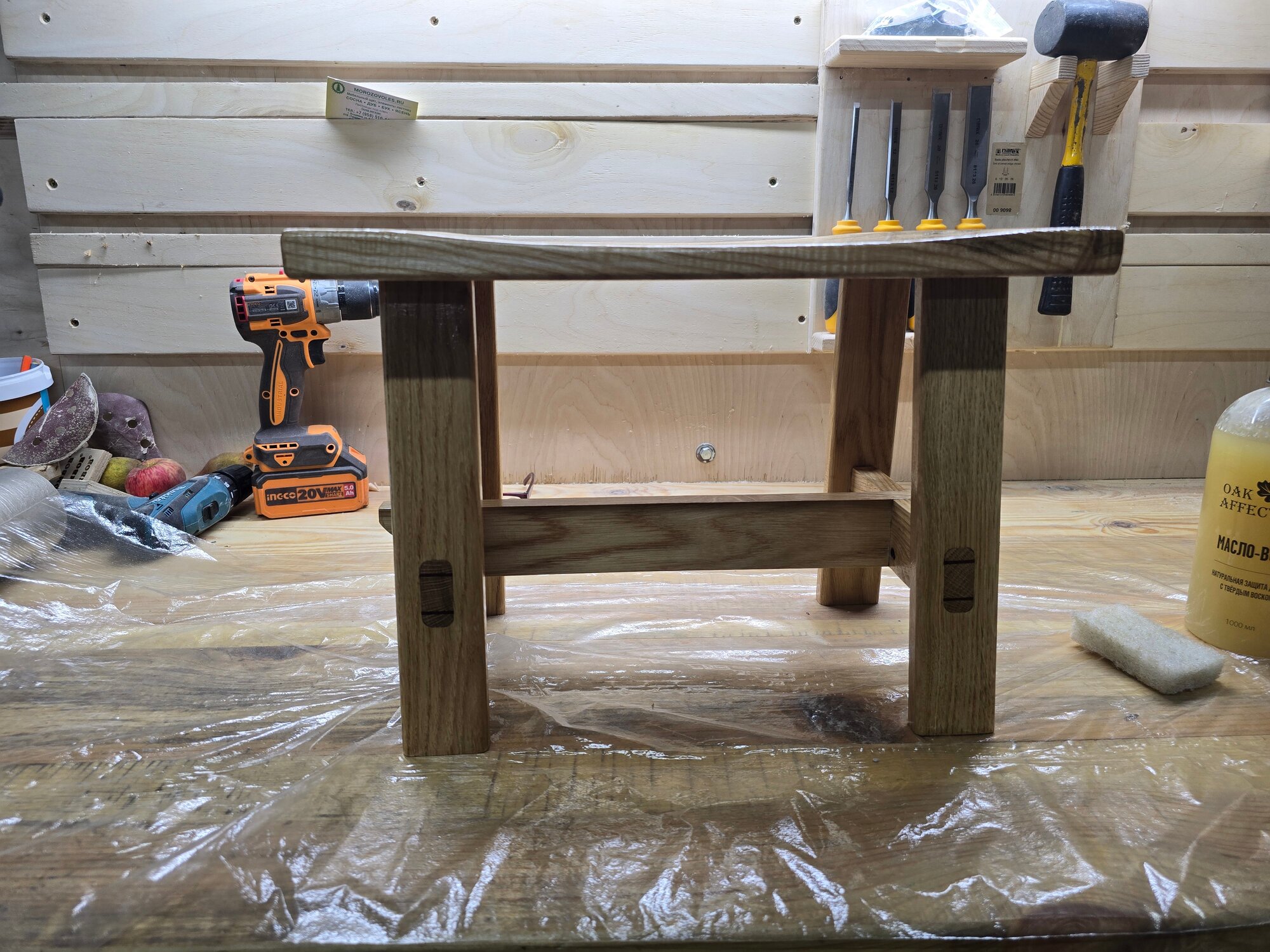 Табурет 30 см, японский стиль, из массива дуба, изогнутое сиденье, натуральный цвет, ручная работа, масло и воск