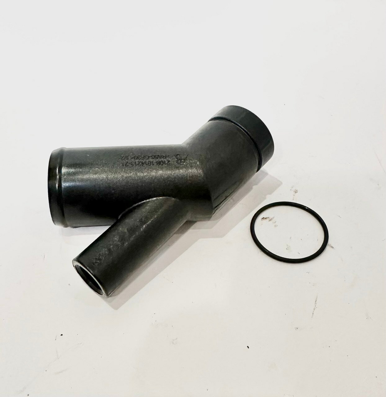 Штуцер вентиляции картера двигателя (сапун) 8кл. ВАЗ LADA 2108-2115, Приора, Калина