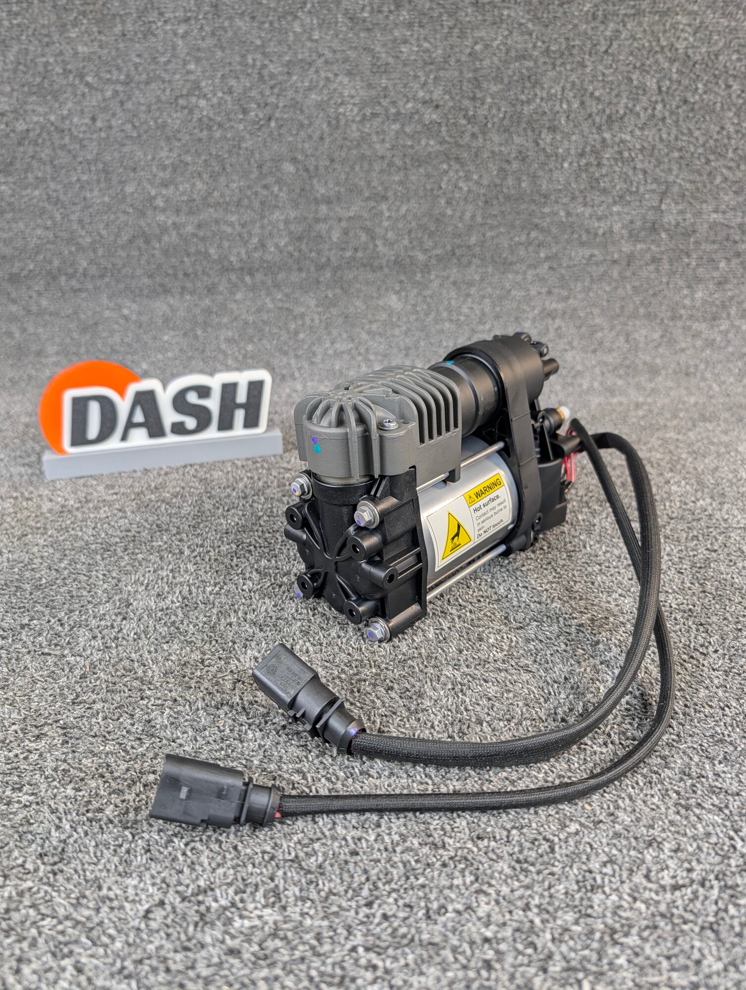 VAG (VW/Audi/Skoda/Seat) Компрессор пневмоподвески, арт. 7P0616006H, 1 шт.